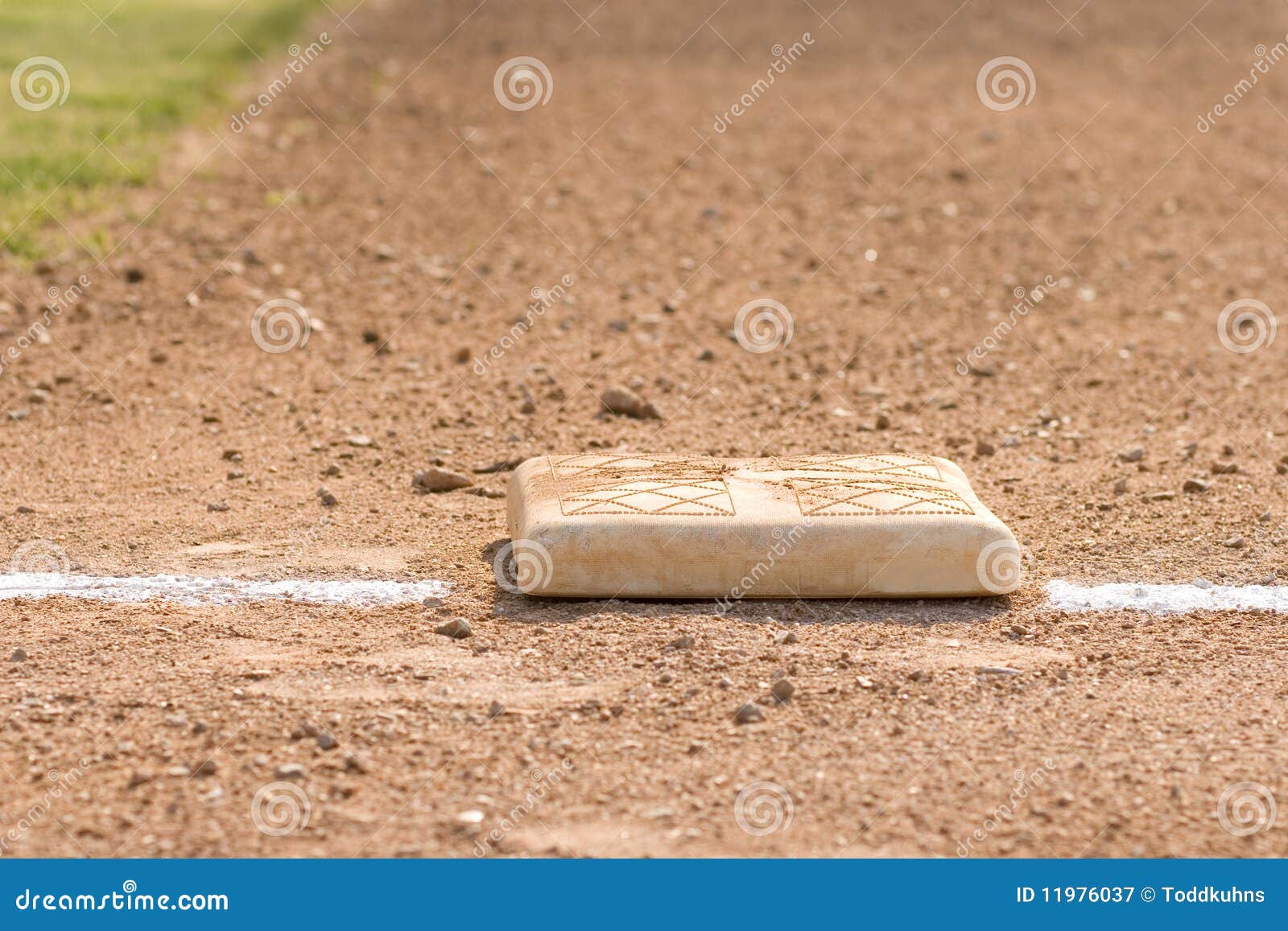 Third Base stock image. Image of line, grass, clay, play - 11976037