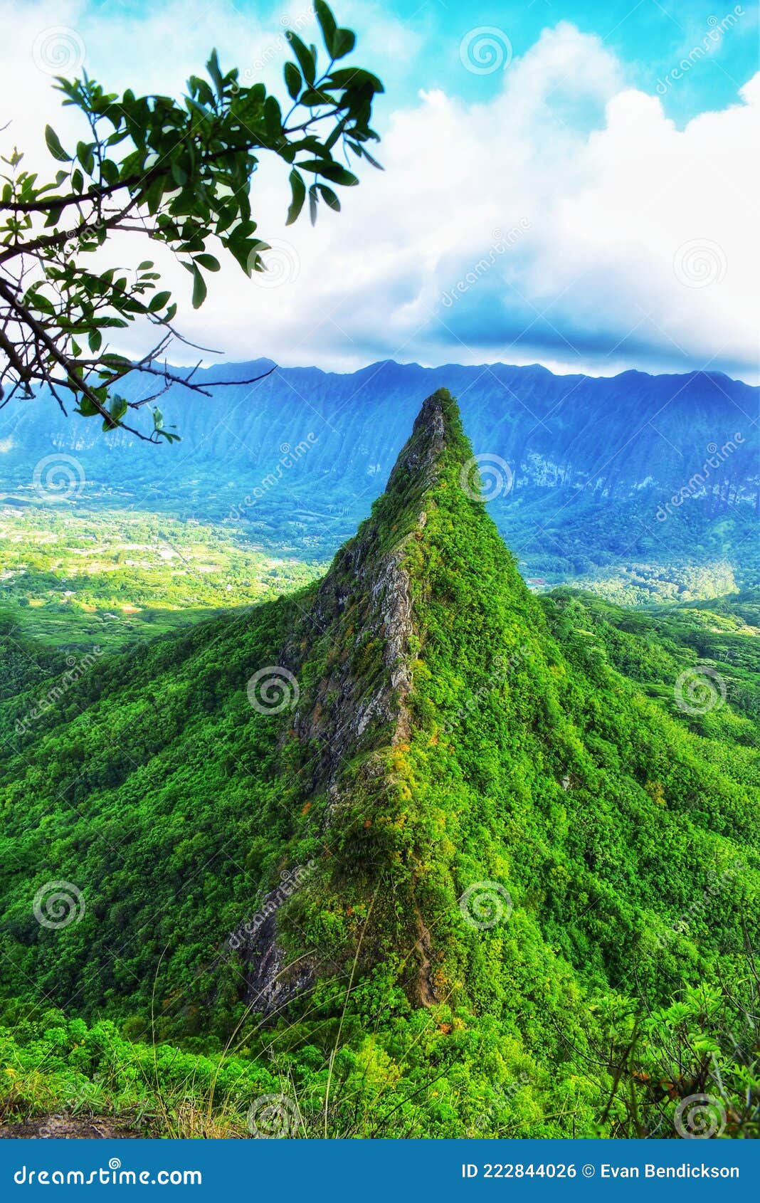 Third peak in Olomana stock photo. Image of mountain - 222844026
