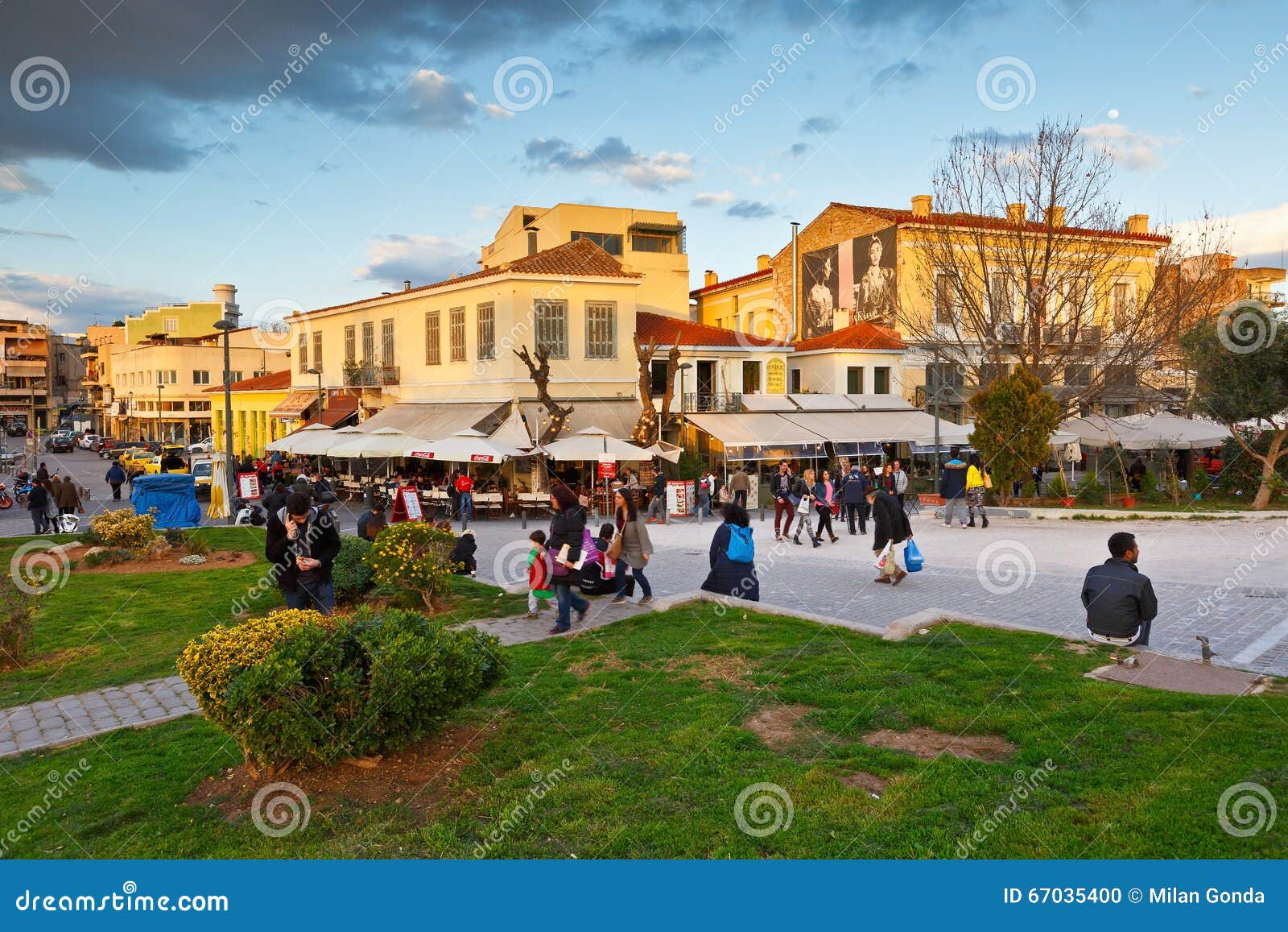 Thissio a Atene immagine editoriale. Immagine di grecia - 67035400