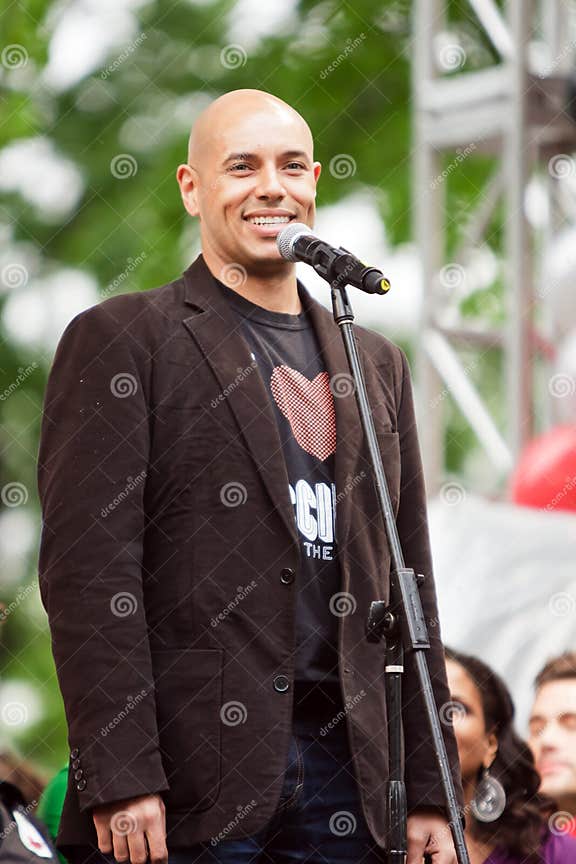 Thom Allison editorial photo. Image of city, solidarity - 19519051