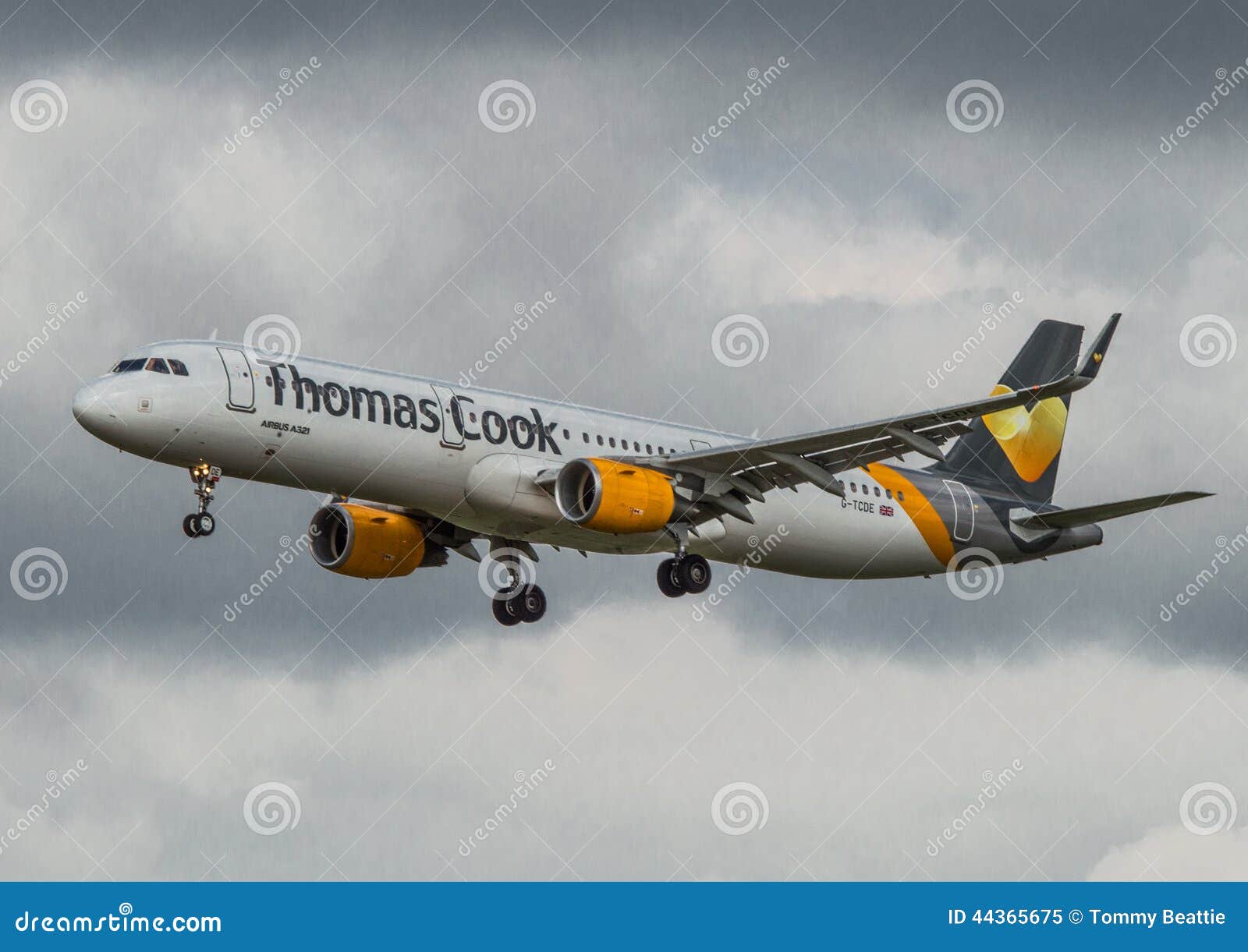 Thomas Cook Airbus a 321 editorial image. Image of vacation - 44365675