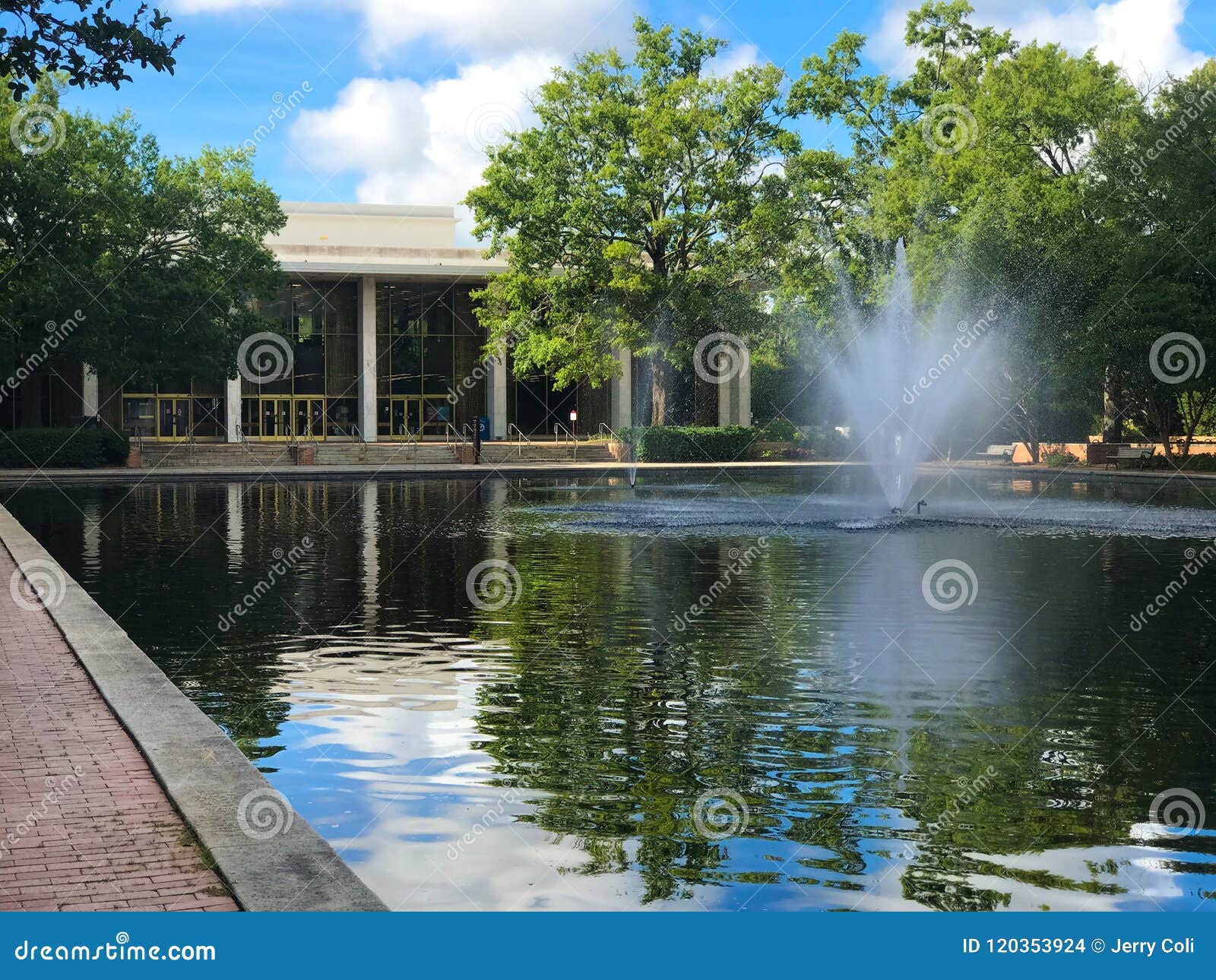 Thomas Cooper Library on the Campus of the University of South Carolina ...