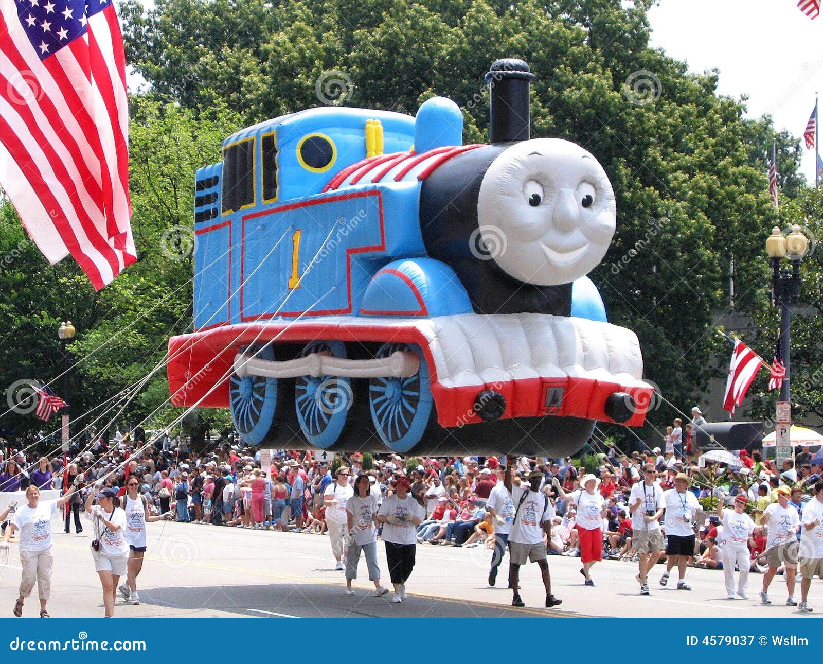Thomas the Tank Engine Balloon Editorial Photography - Image of pulling ...
