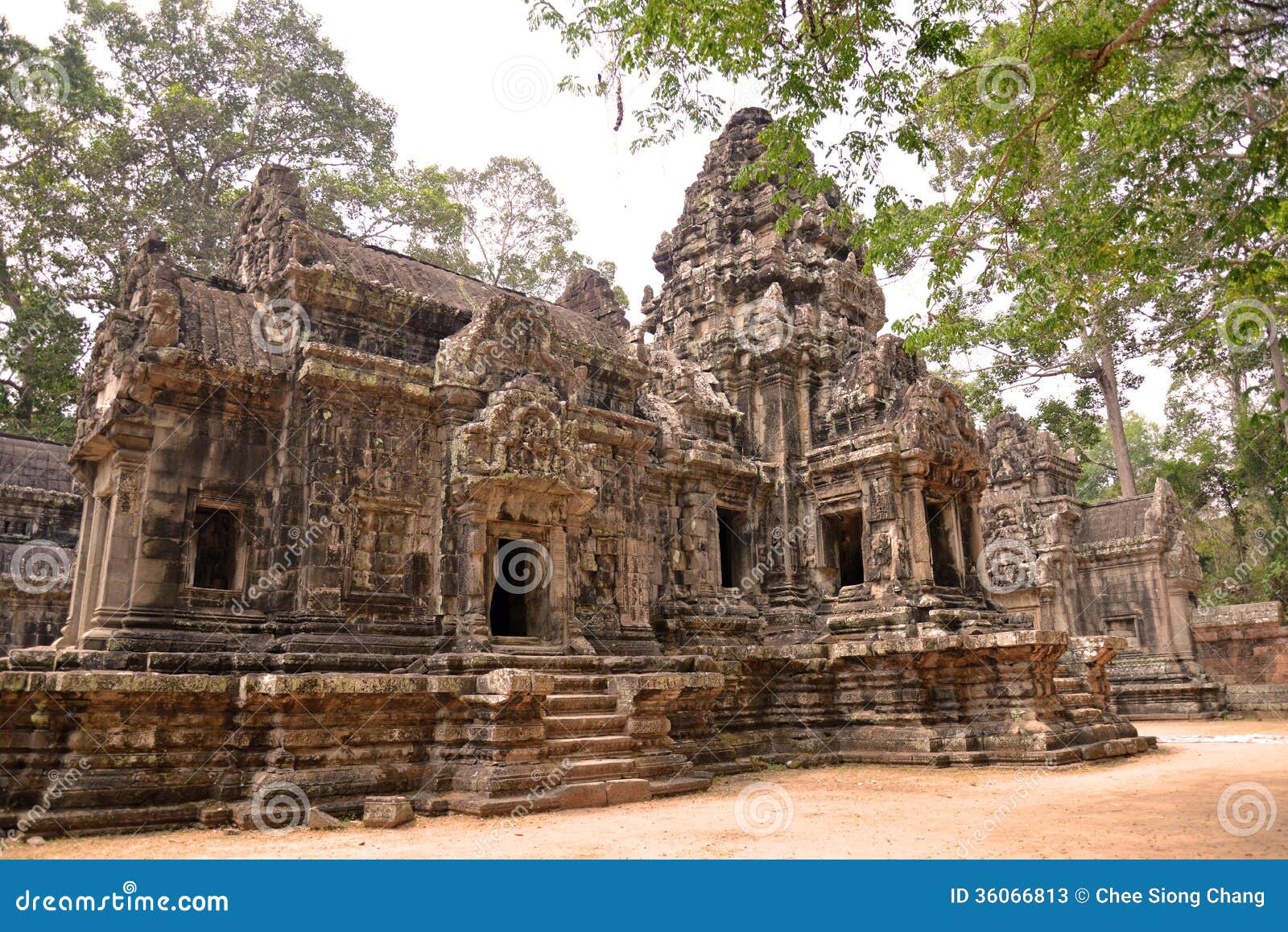 Thommanon Angkor Wat imagen de archivo. Imagen de espiritualidad - 36066813