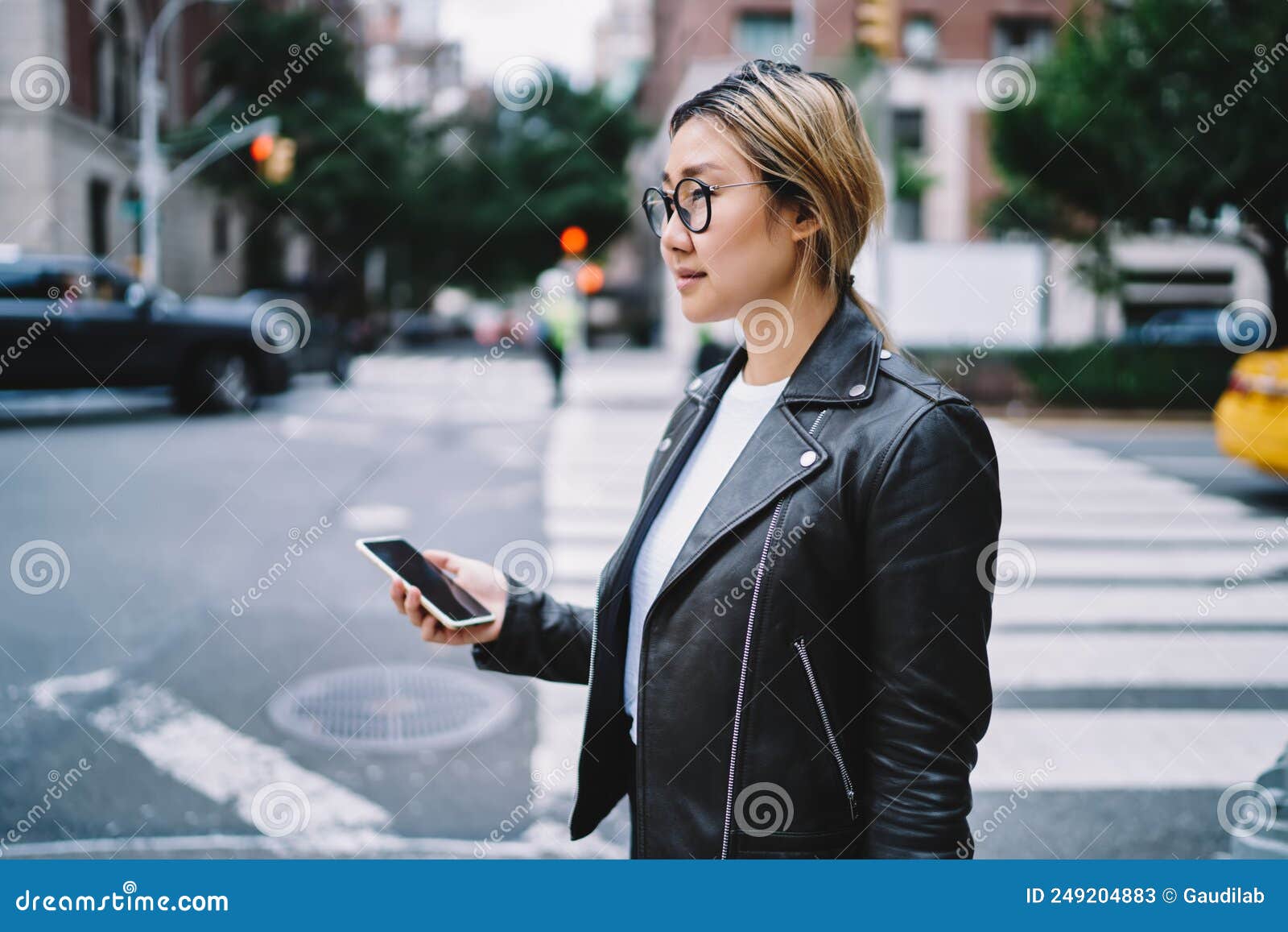 Chinese Blogger with Modern Cellphone Stock Image - Image of phone ...