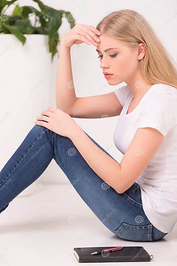 Thoughtful Woman Stock Image Image Of Beautiful Female 33106835