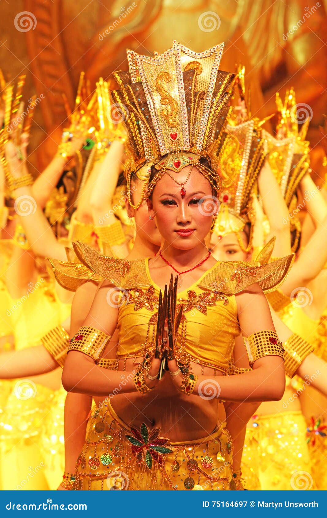 Thousand Hand Dance in China Editorial Photography - Image of goddess ...