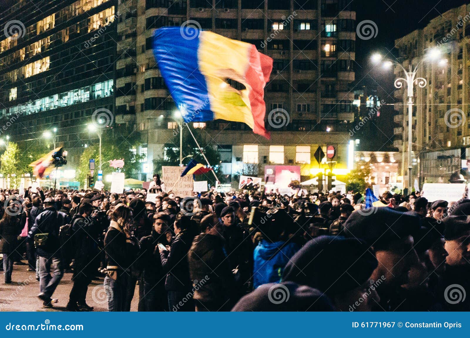Thousands of People Protesting in Bucharest Editorial Photography ...