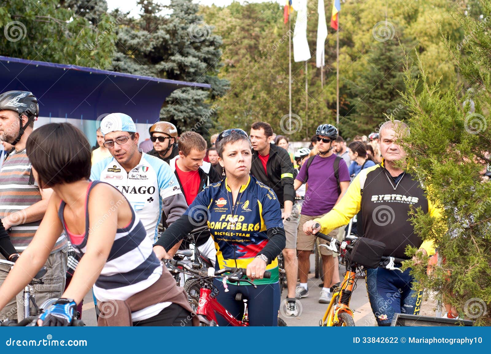 Thousands Protesting for Bike Lanes in Bucharest Editorial Photography ...