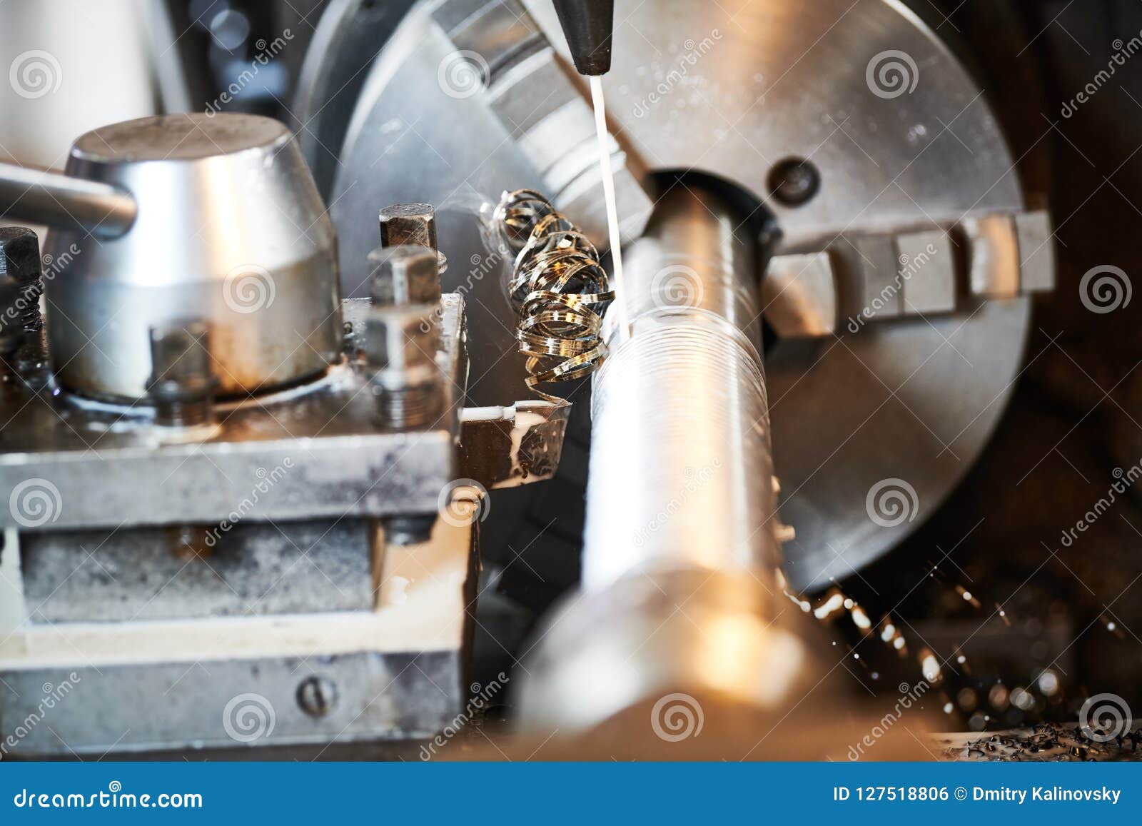 Thread Cutting Tool at Metal Working Lathe Machine Stock Photo - Image ... Thread Cutting Tool at Metal Working Lathe Machine Stock Photo - Image ...
