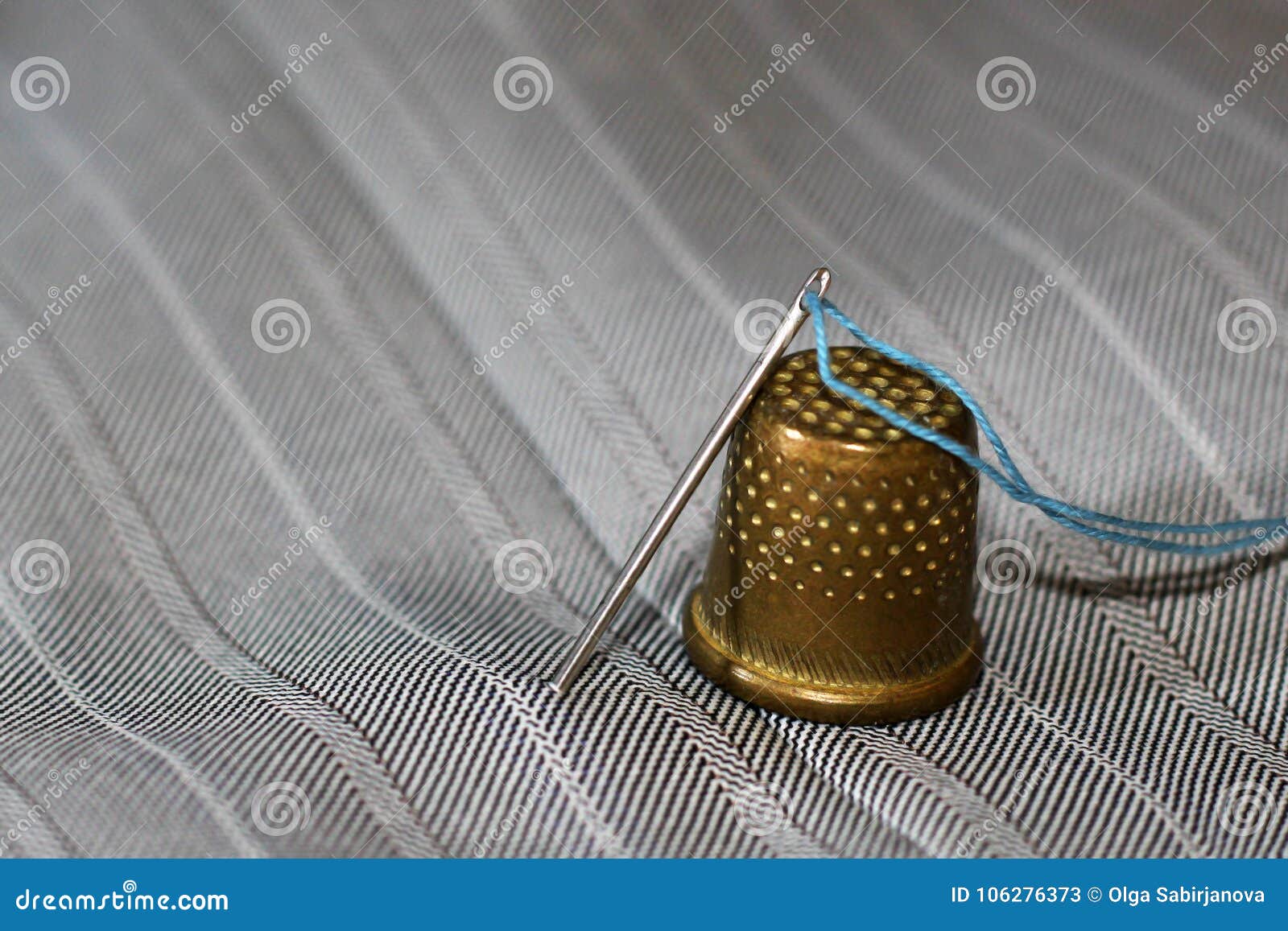 Thread, needle and thimble stock image. Image of atelier - 106276373