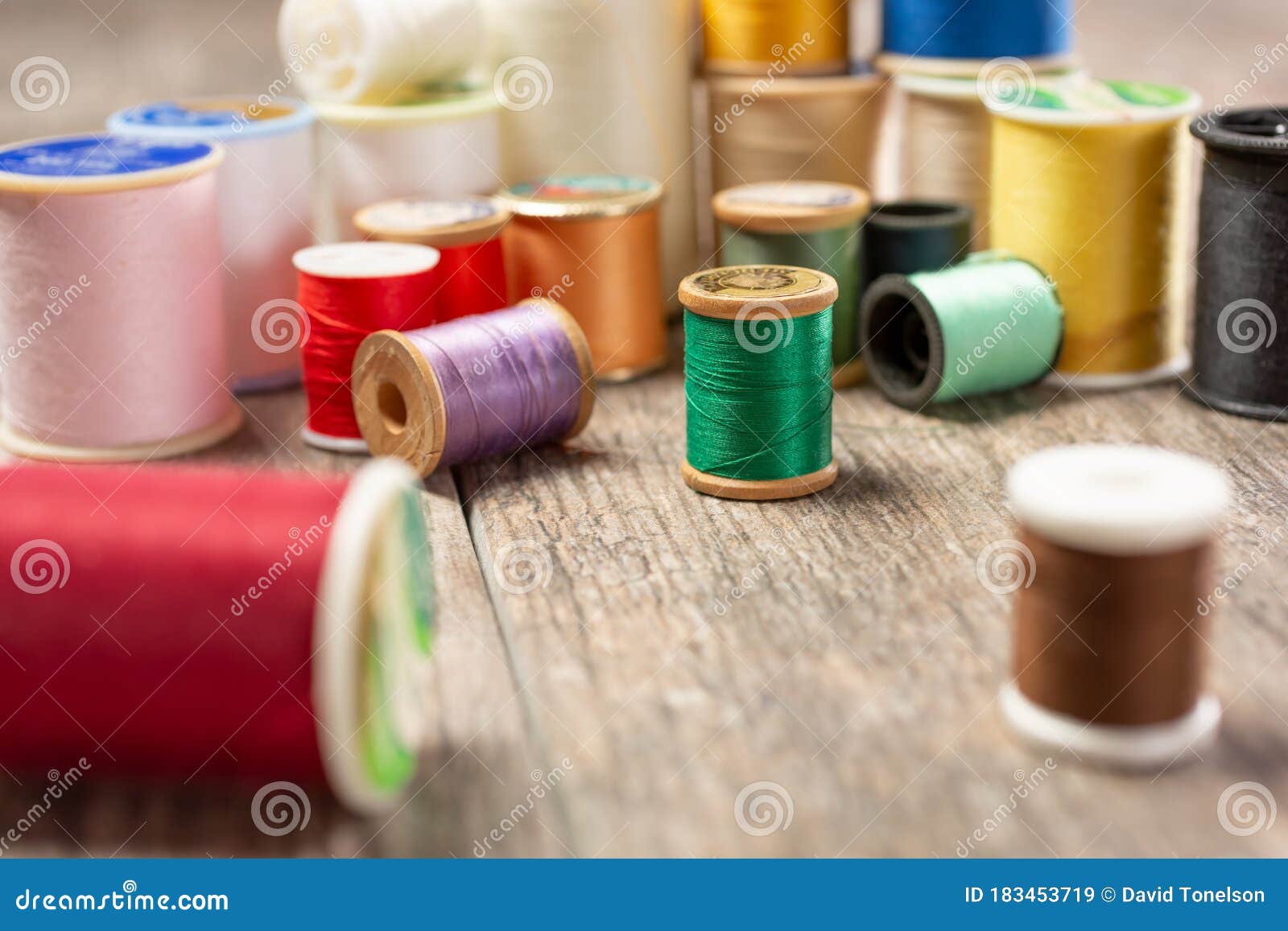 Thread spools stock image. Image of arts, spool, clothing - 183453719