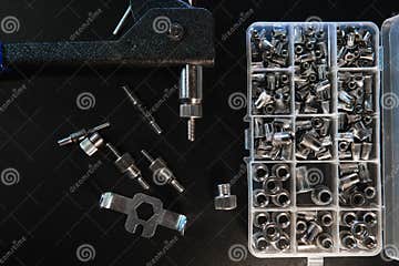 Threaded Insert Riveter Gun Kit. Setting Tool, Nosepieces and Inserts ...