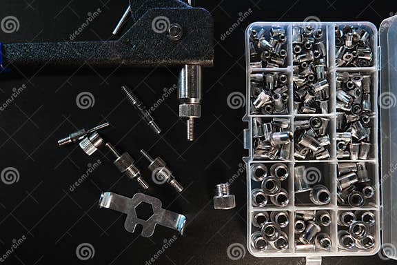 Threaded Insert Riveter Gun Kit. Setting Tool, Nosepieces and Inserts ...