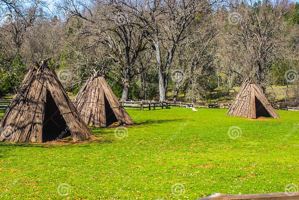 Three American Indian Tepees Stock Image - Image of structure, lodging ...