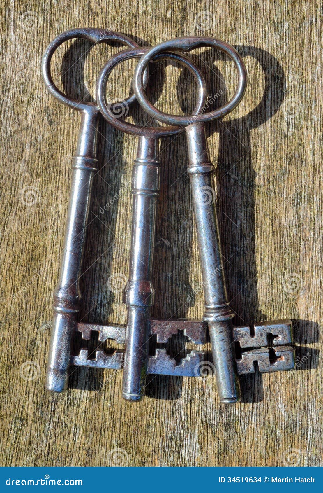 Three Antique Keys stock photo. Image of steel, opportunity - 34519634