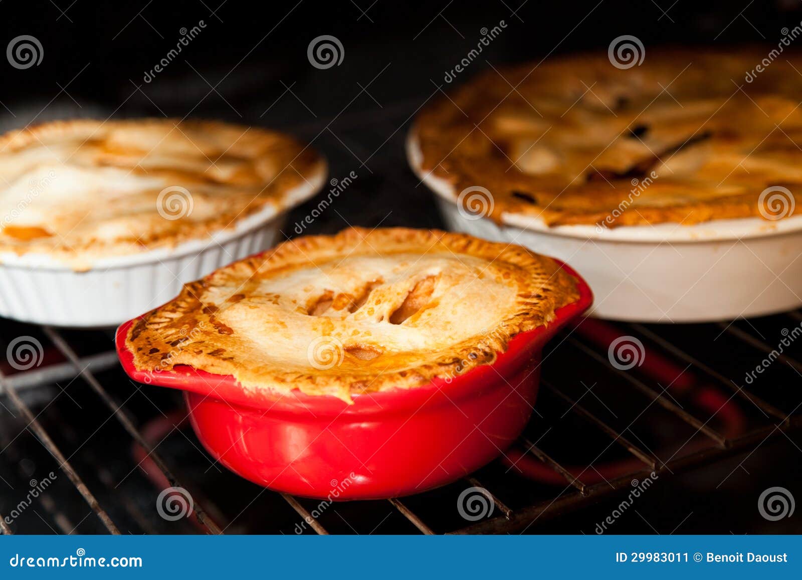 Three apple pies cooking stock image. Image of sweet - 29983011