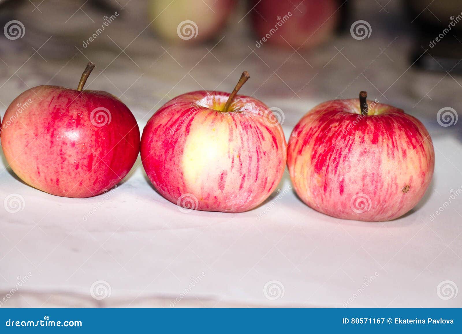 Three apples in a row stock image. Image of vitamin, number - 80571167