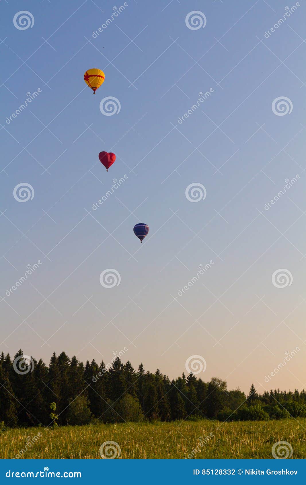 Three balloons editorial photography. Image of lifestyle - 85128332