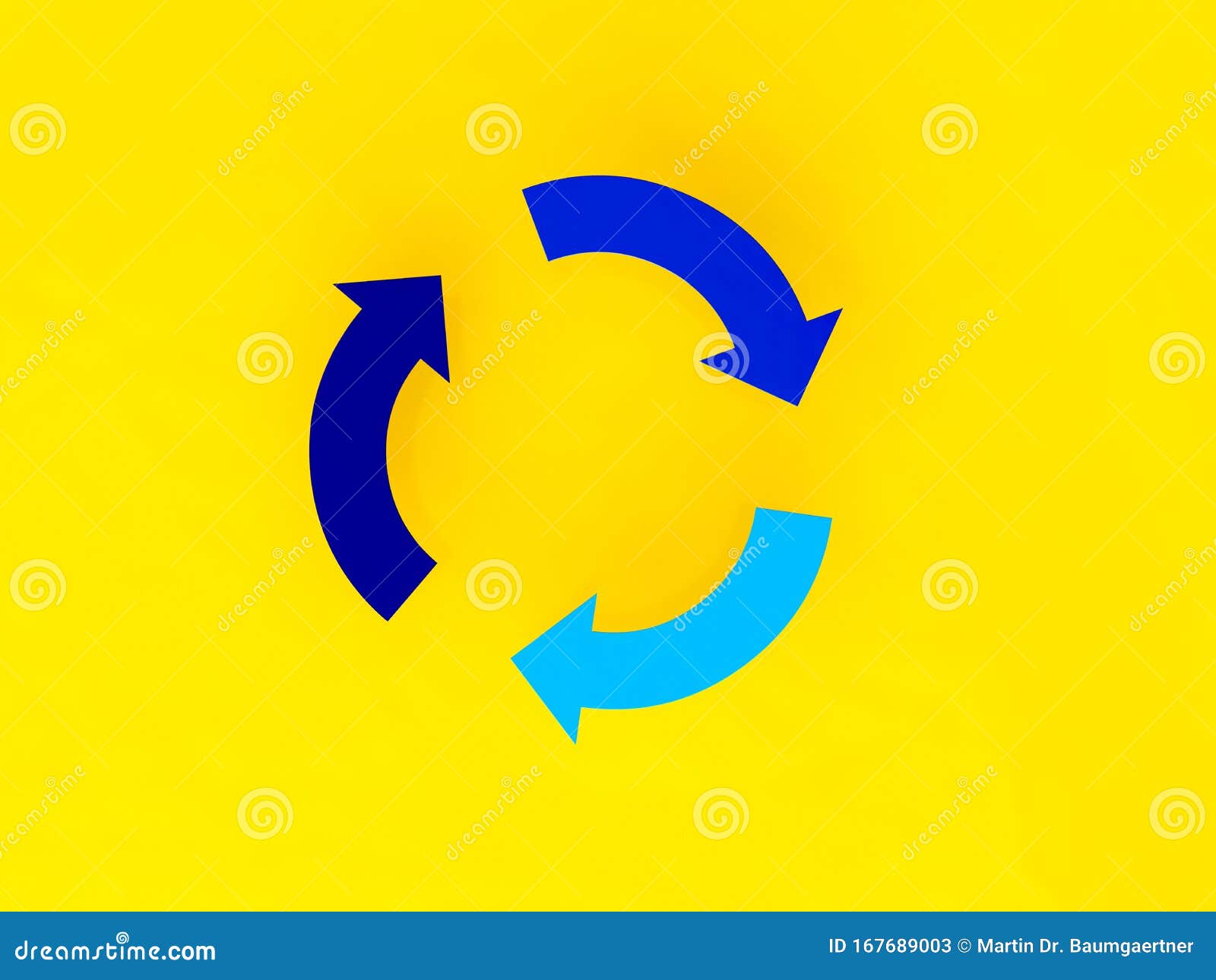 Circle of three arrows stock illustration. Illustration of yellow ...