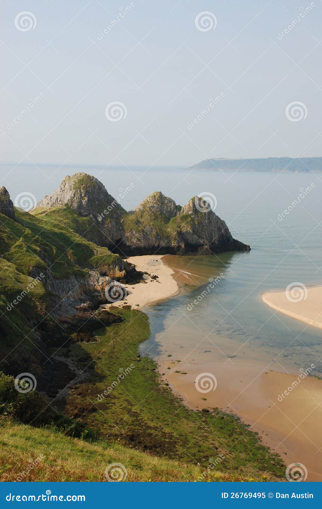 Three Cliffs Bay, Gower stock image. Image of view, sunny - 26769495
