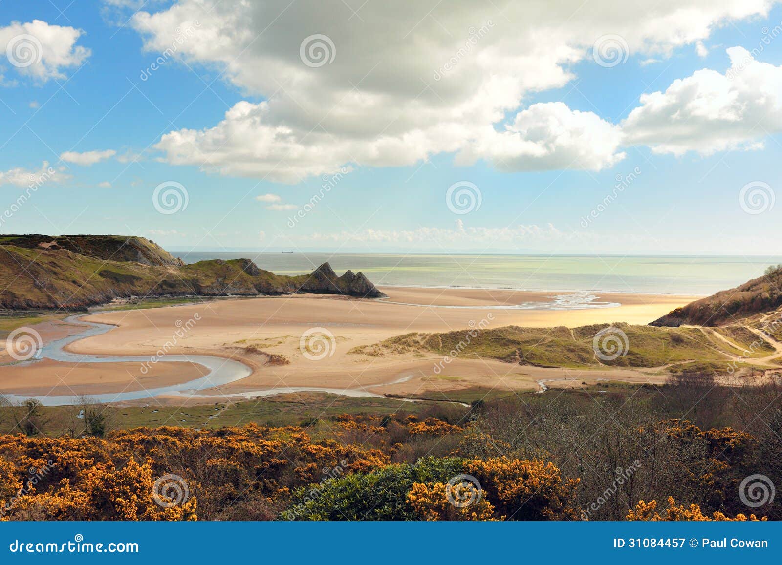 Three Cliffs bay in Wales stock image. Image of beach - 31084457