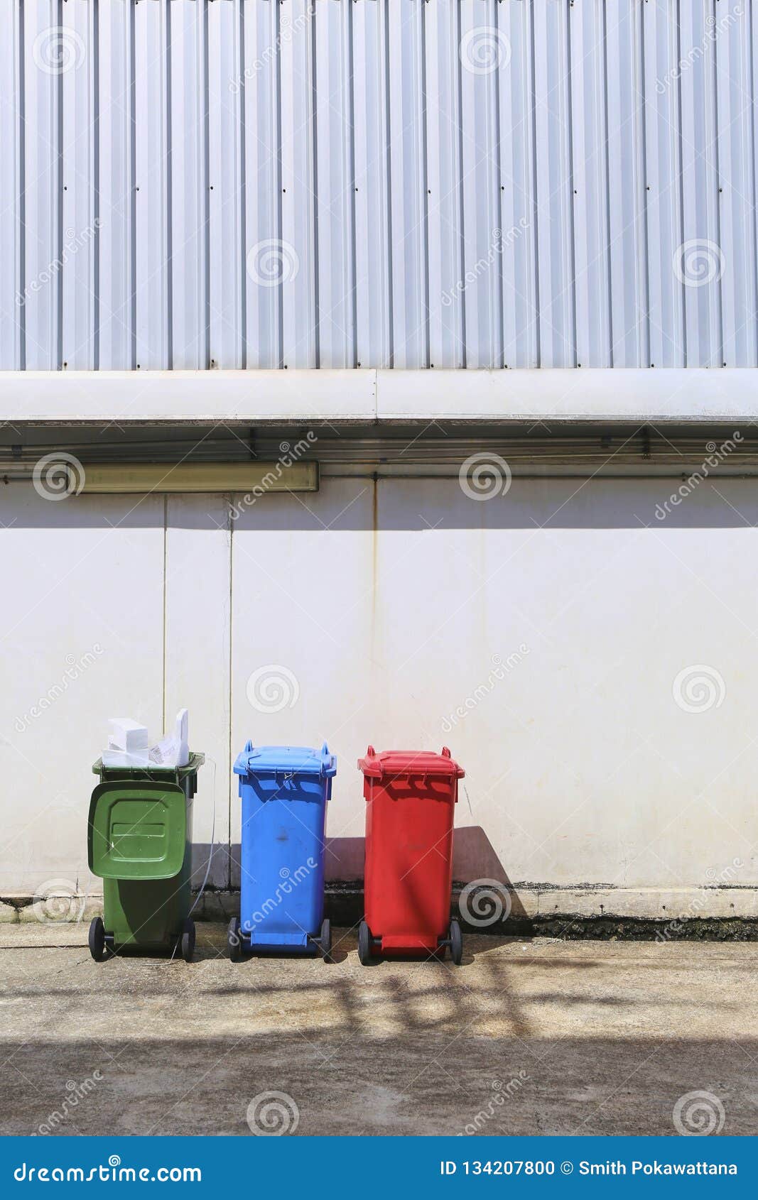 Garbage Can With Do Not Recycle Symbol - Concept Of Non Recyclable ...