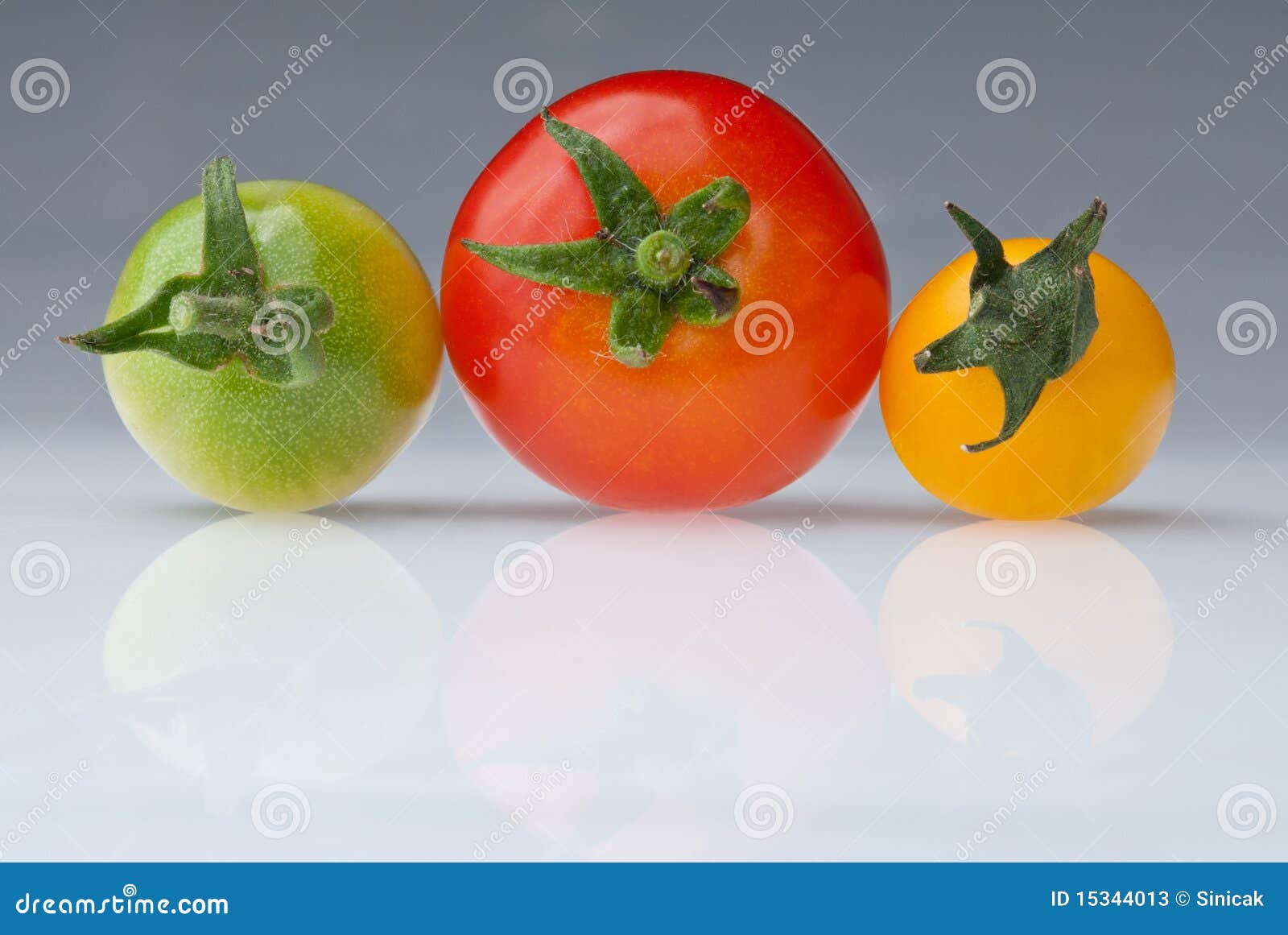 Three Colors of Cherry Tomato Stock Image - Image of delicious, drop ...
