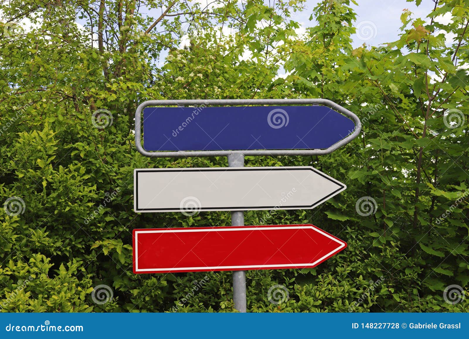 75 Arrows Same Direction Photos - Free & Royalty-Free Stock Photos from ...