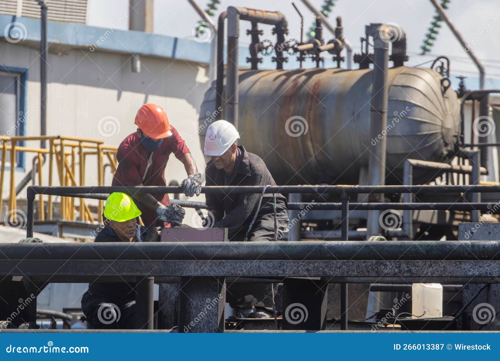 Engineers Working on the Installation of a Pipeline Editorial ...