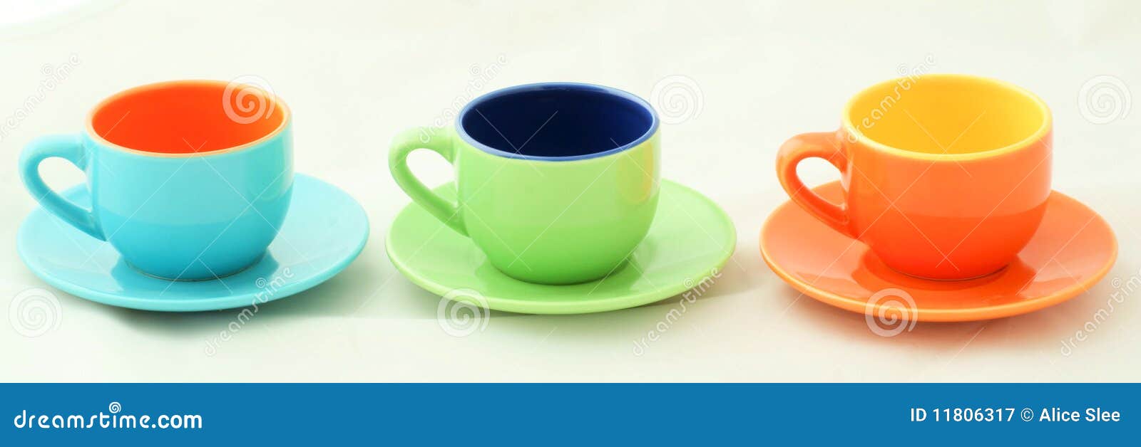 Three Espresso Coffee Cups in a Row Stock Image - Image of line, green ...