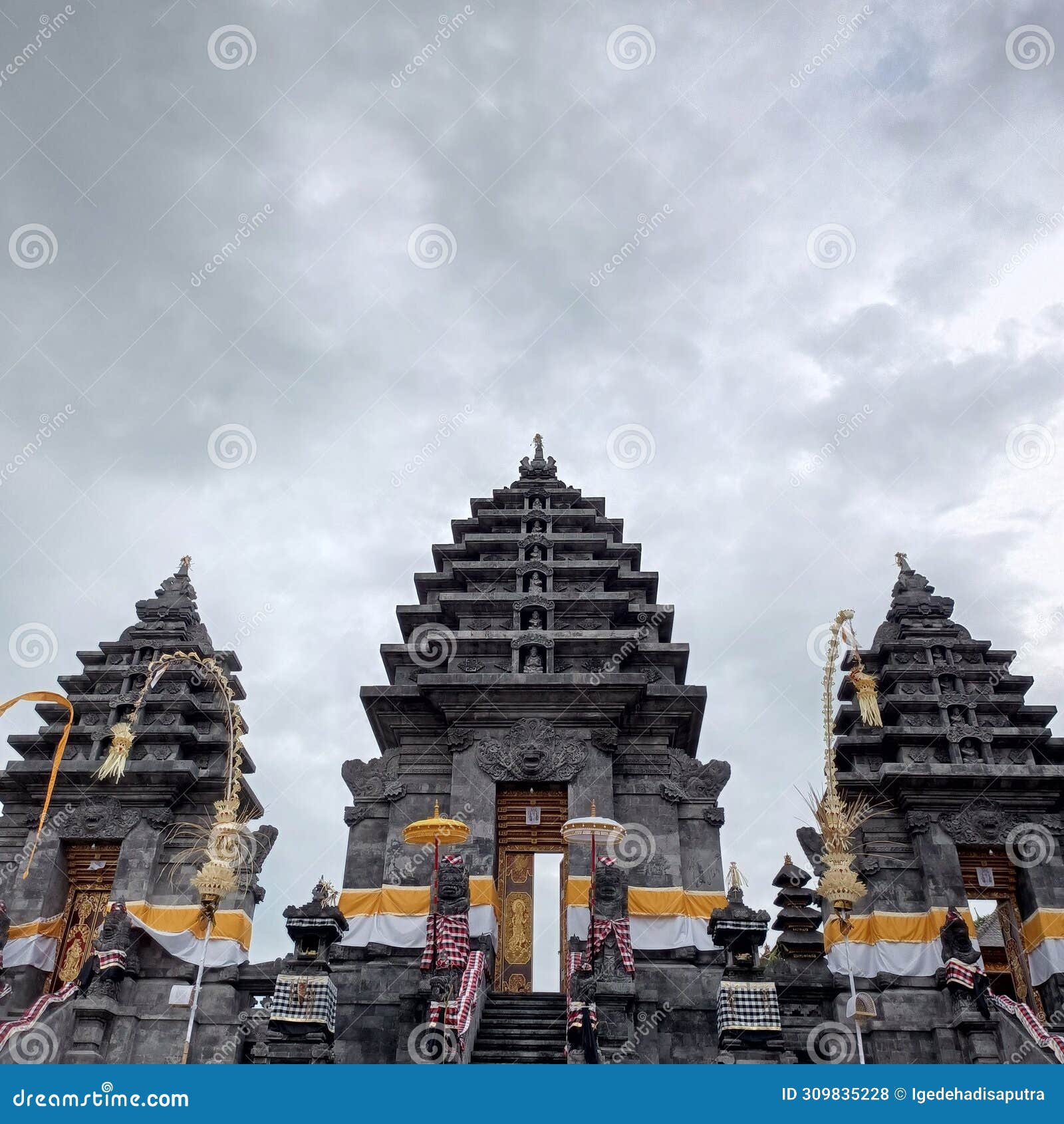 Three Gate in Balinese Style Stock Photo - Image of gate, architecture ...