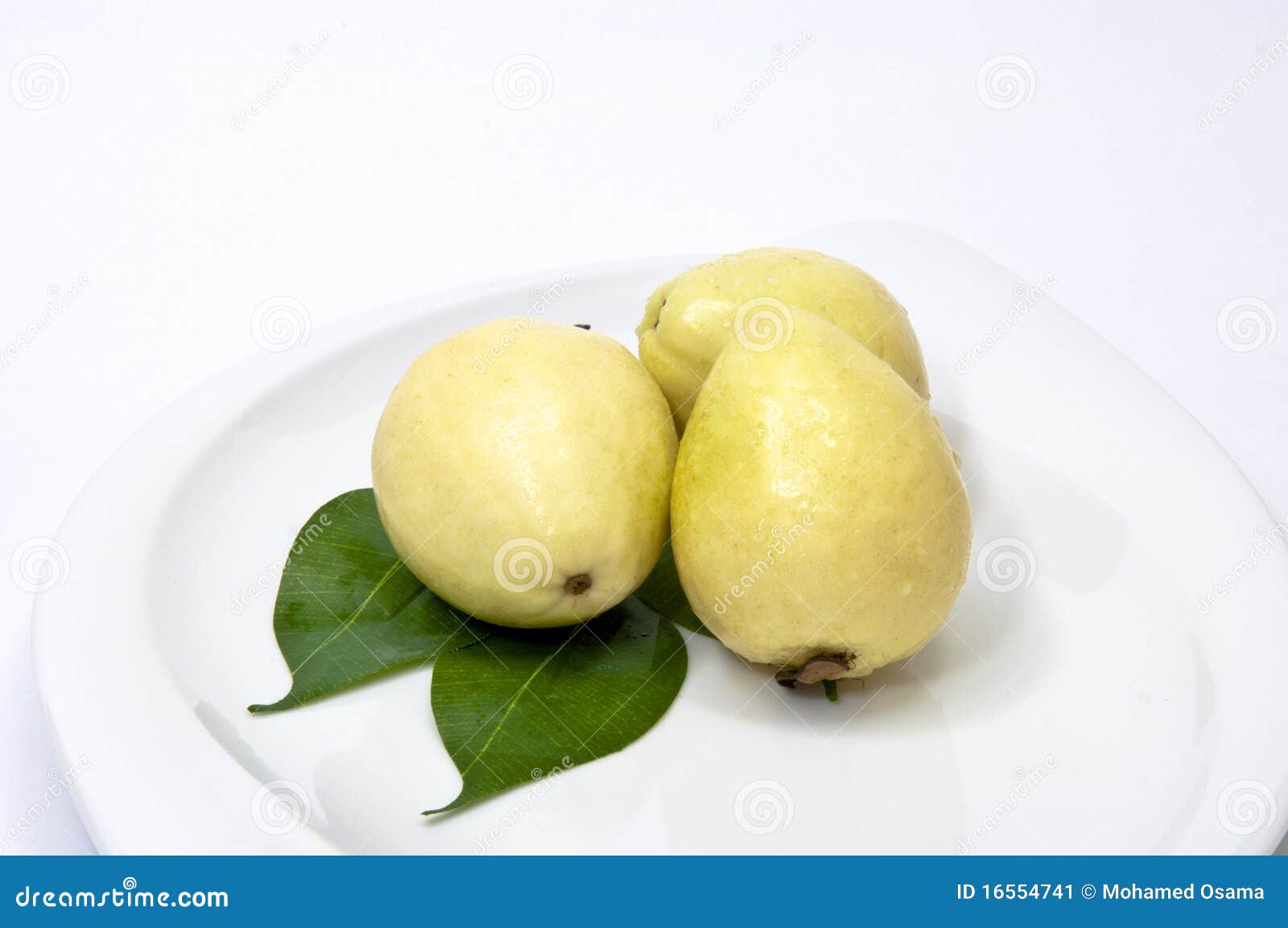 Three Guava Fruits on Plate Stock Image - Image of drinks, healthy ...