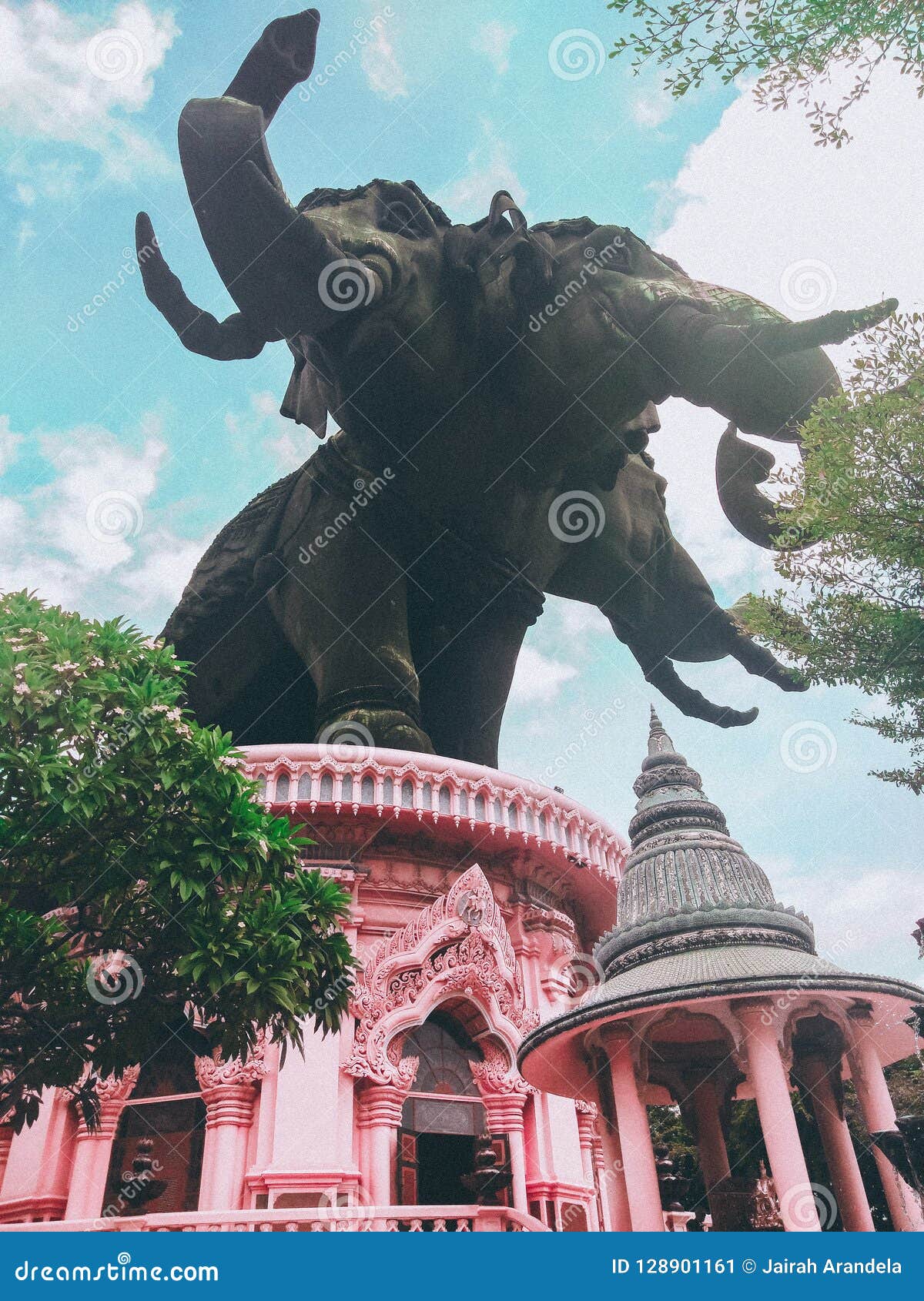 Three headed elephant stock image. Image of headed, love - 128901161