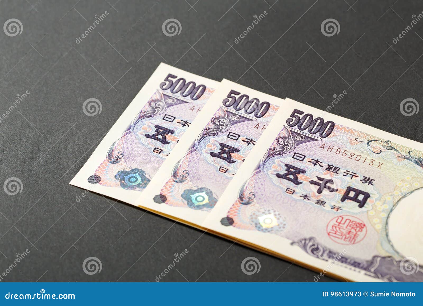 Three Japanese Bank Note 5000 Yen Stock Image - Image of investment ...