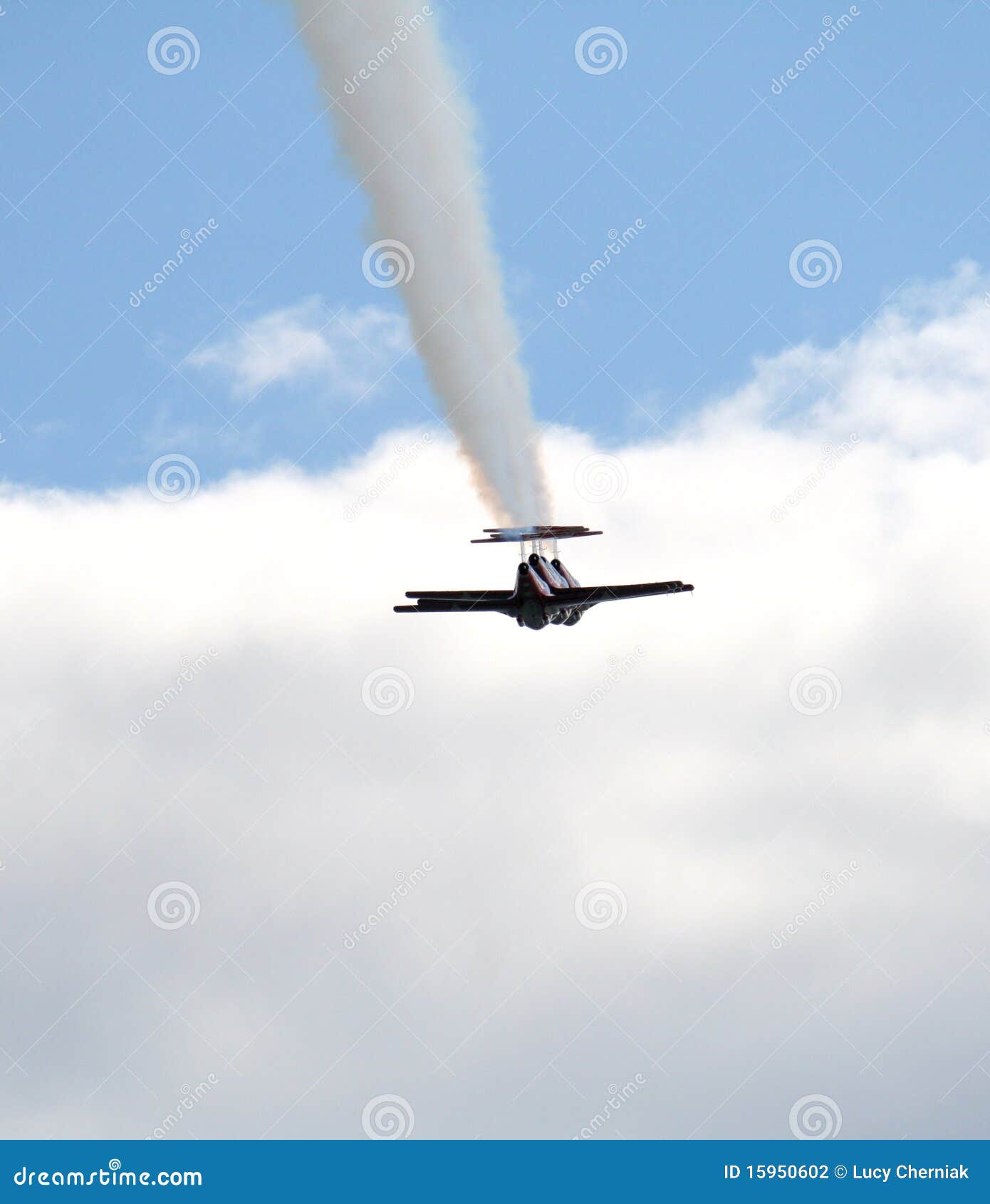 Three Jets editorial photography. Image of pilotage, smog - 15950602