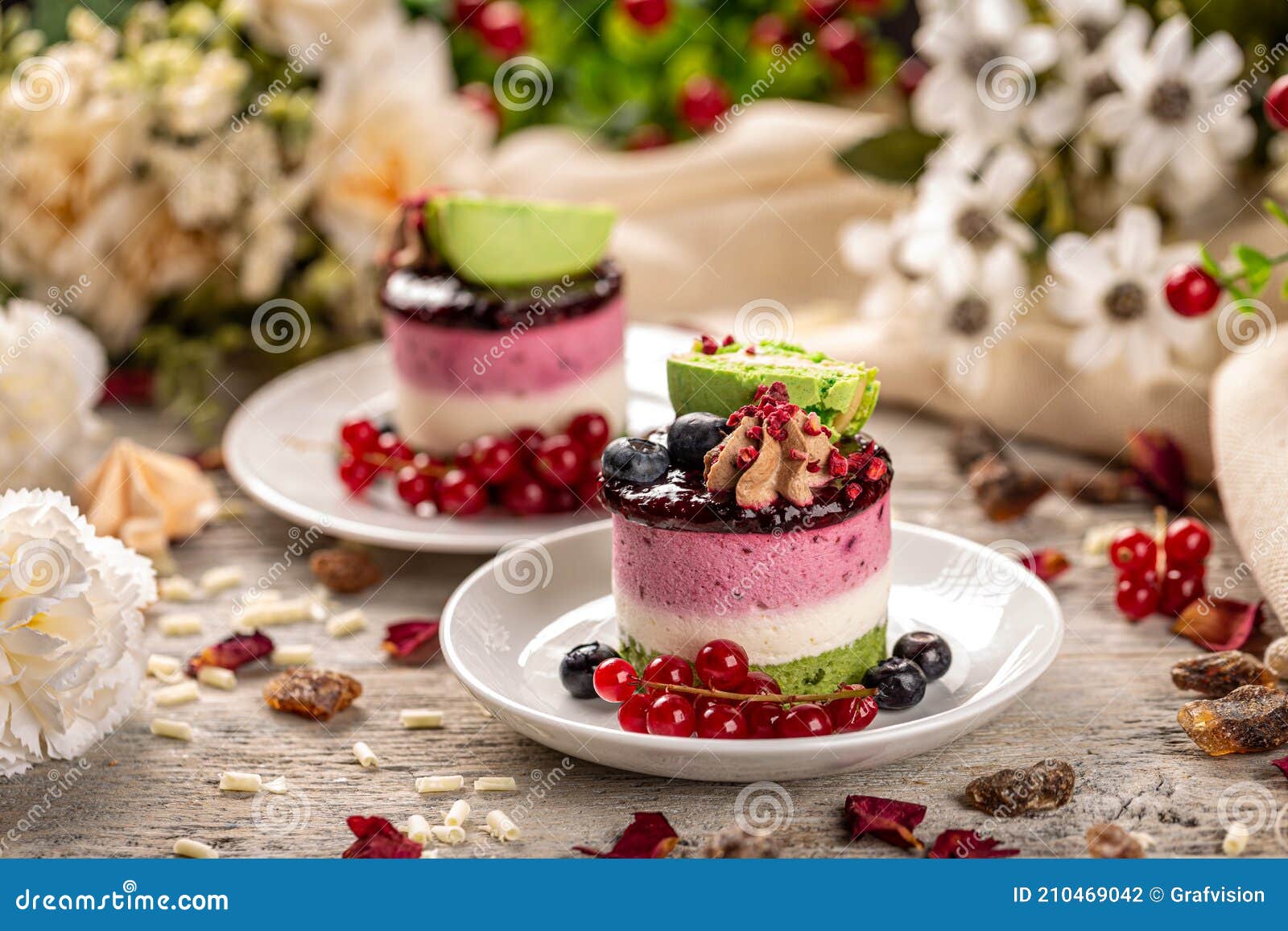 Three Layers Mini Round Cake Stock Photo - Image of cream, round: 210469042