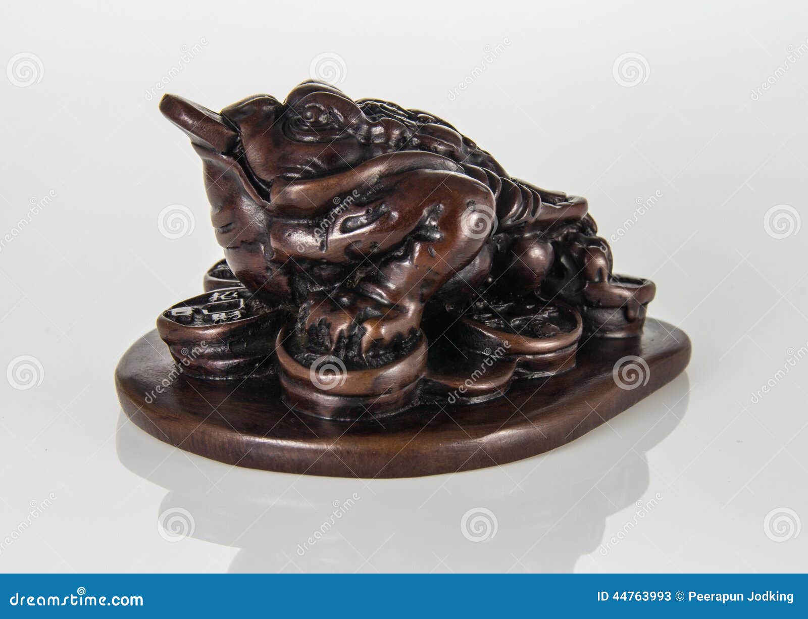 Three Legged Toad or Frog Feng Shui Stock Image - Image of feng ...