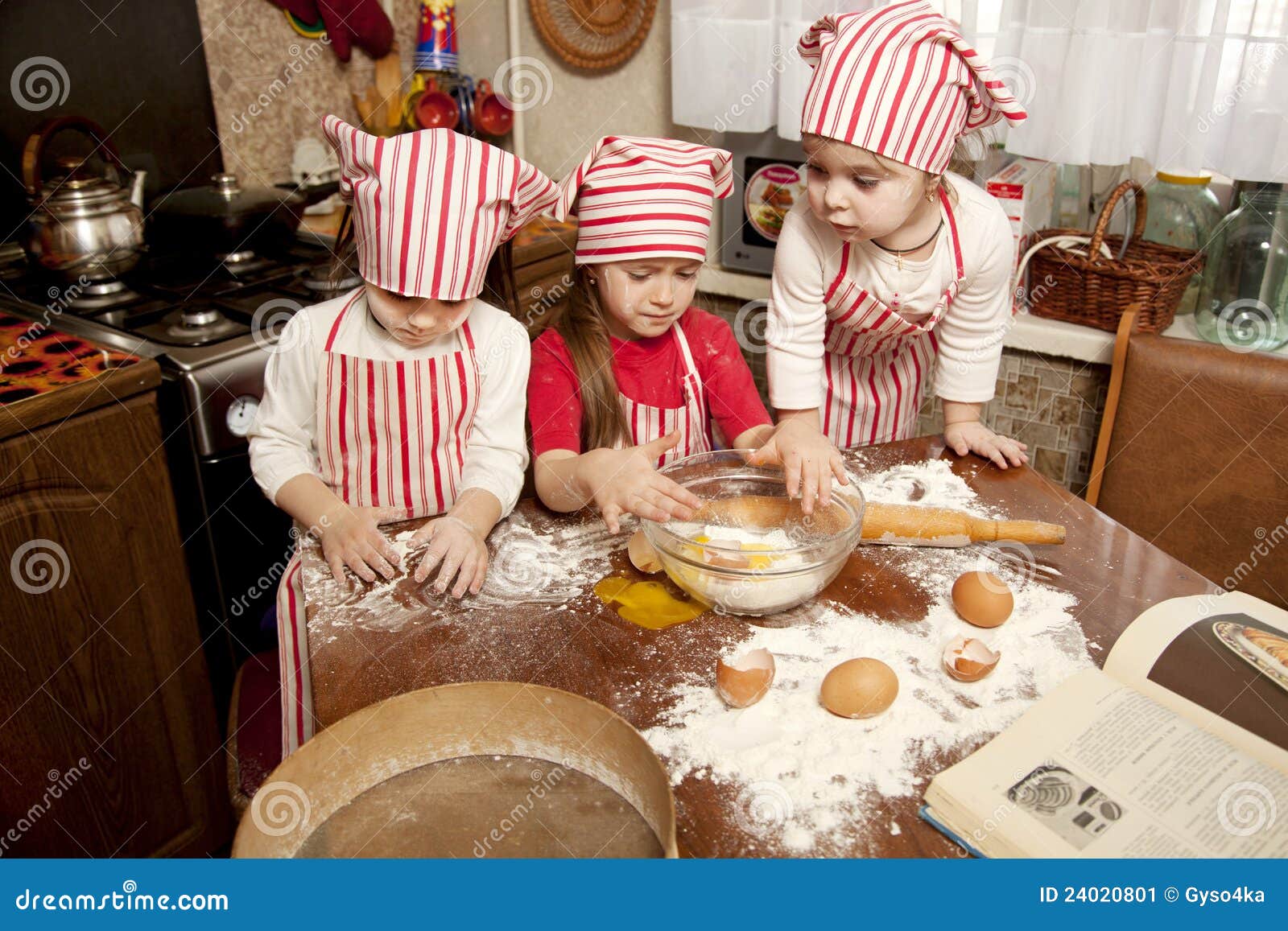 Three Little Chefs in the Kitchen Stock Image - Image of girls ...