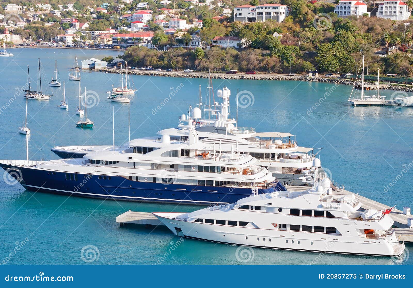 Three Luxury Yachts in Blue Bay Stock Image - Image of private, luxury ...