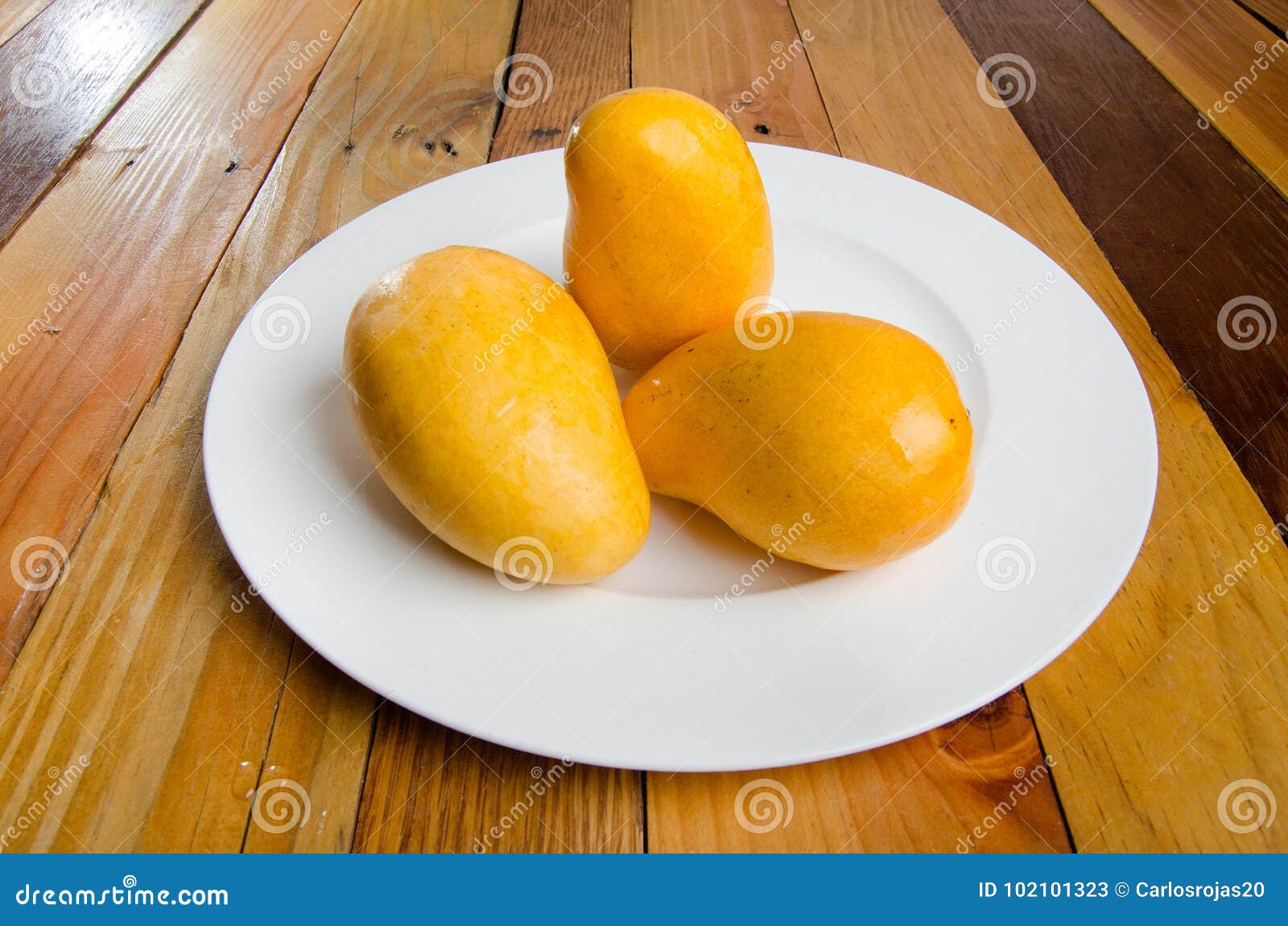 Mangoes stock image. Image of tropical, drupe, plate - 102101323