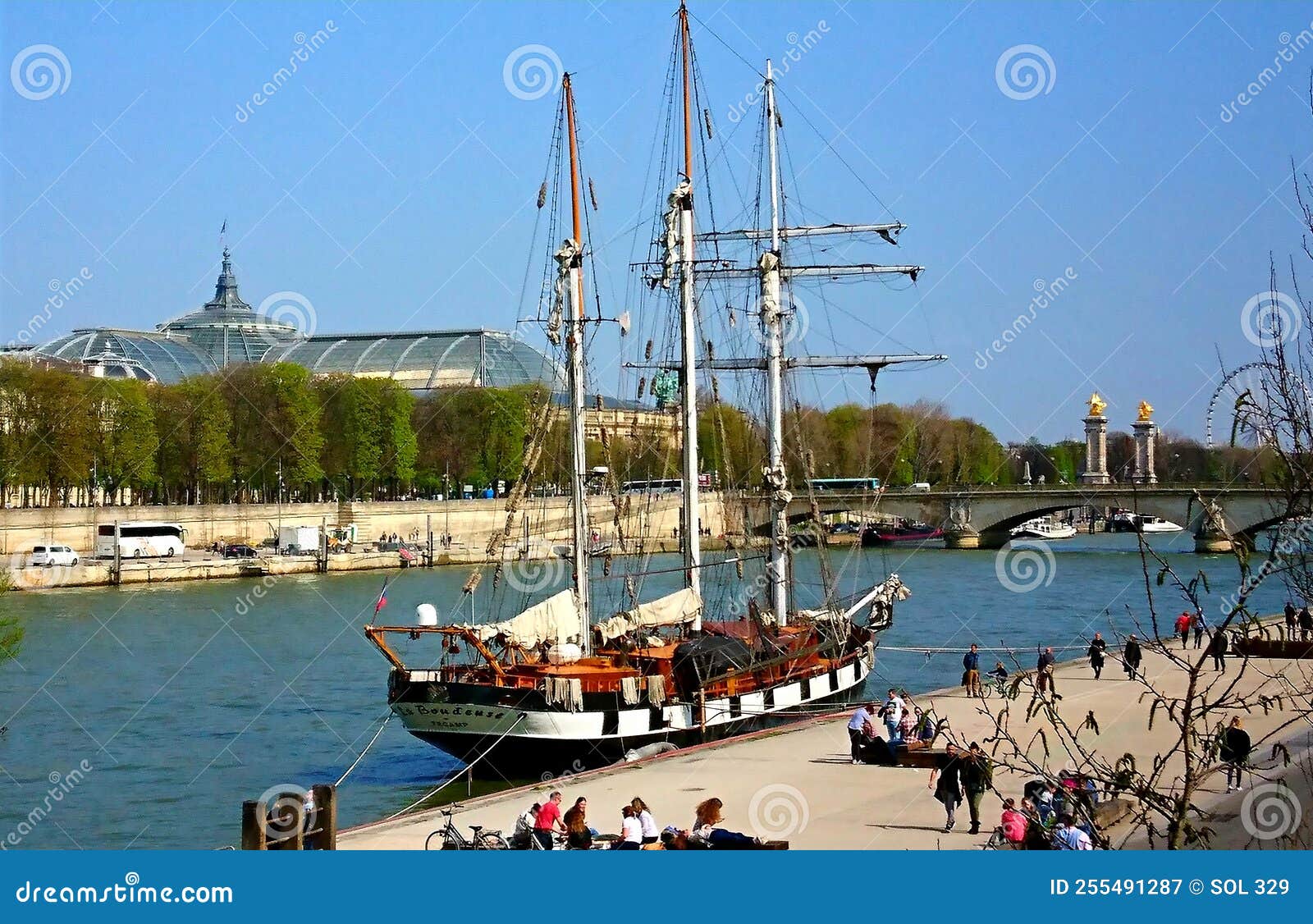 Three-master on the River in Paris Editorial Photography - Image of ...