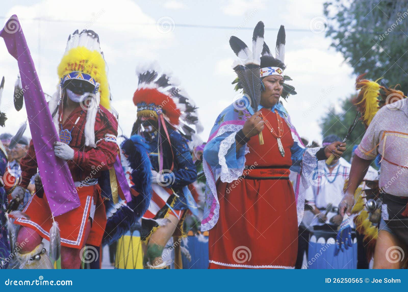 Three Native Americans in Full Costume Performing Editorial Image ...