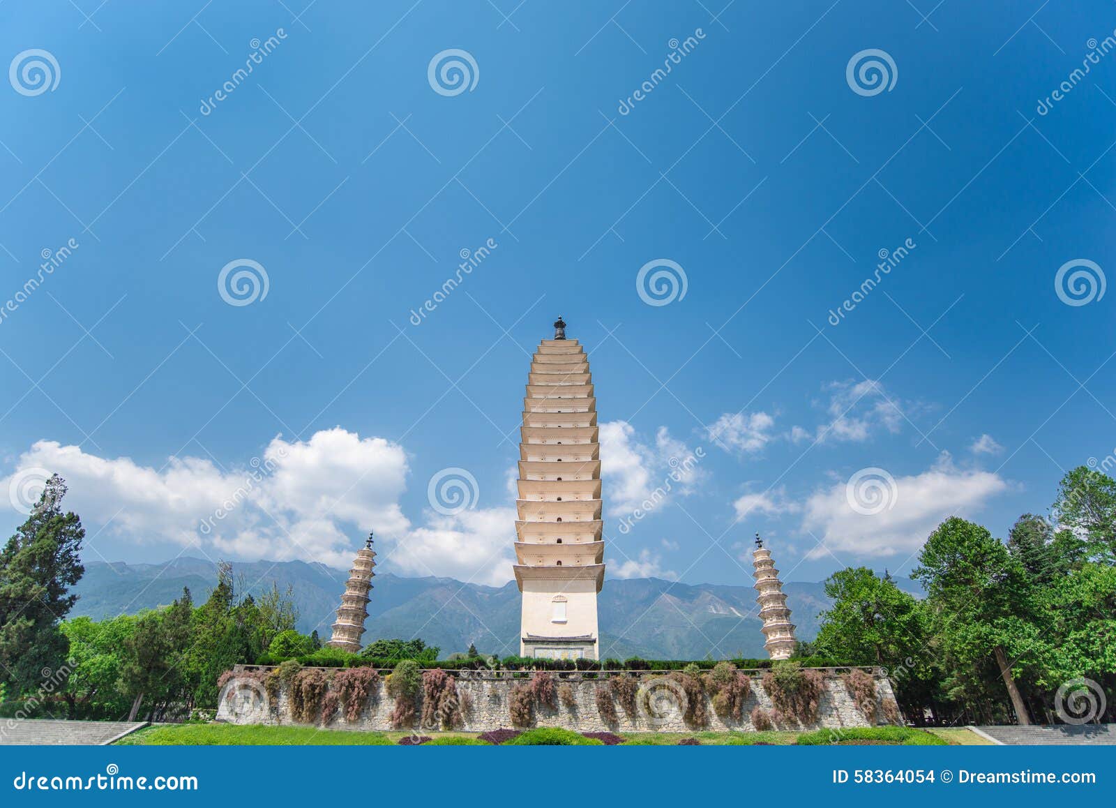 Three Pagodas of Chongsheng Temple Stock Photo - Image of chinese ...