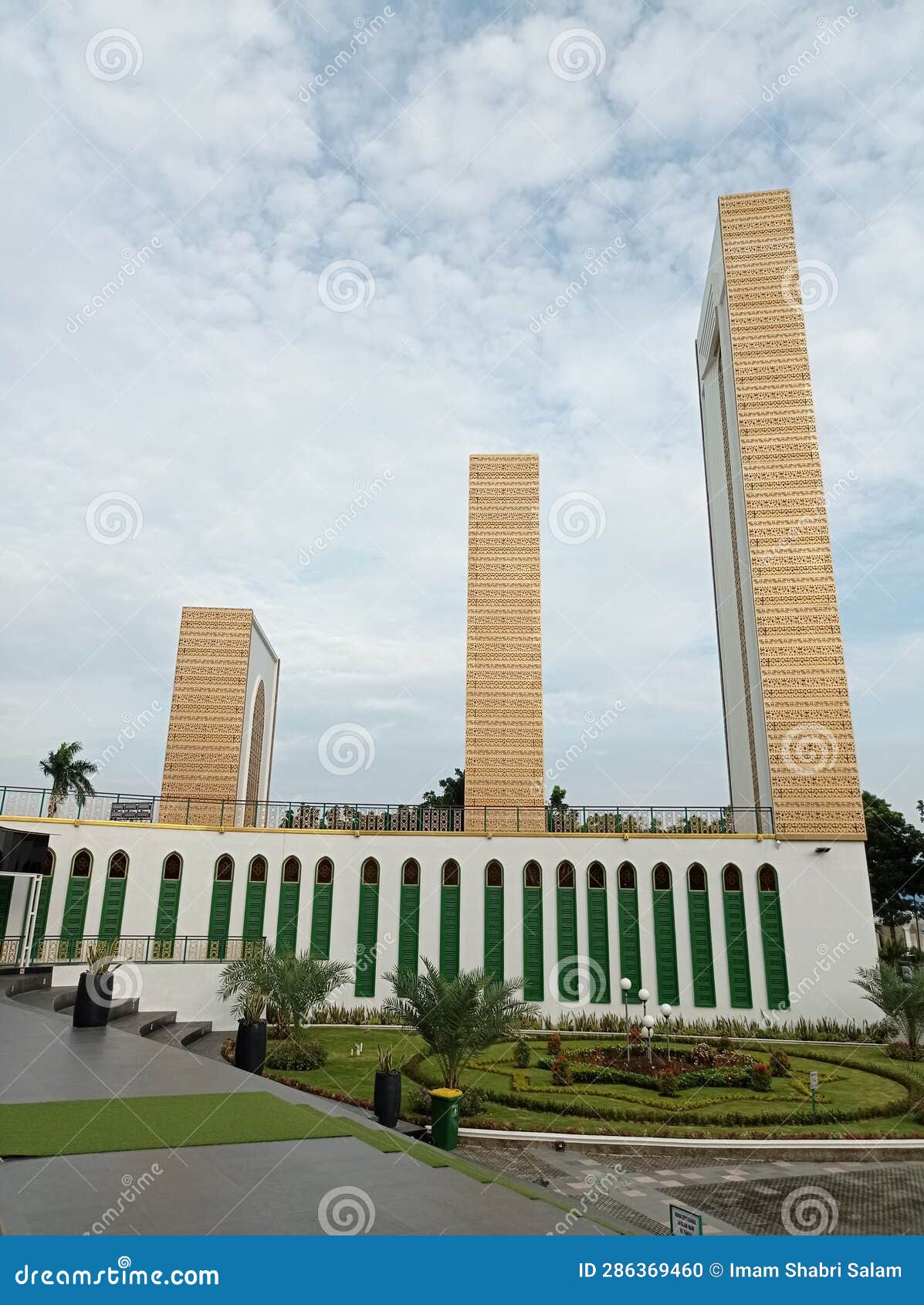 Three Pillars Multi-Storey Building Stock Photo - Image of building ...