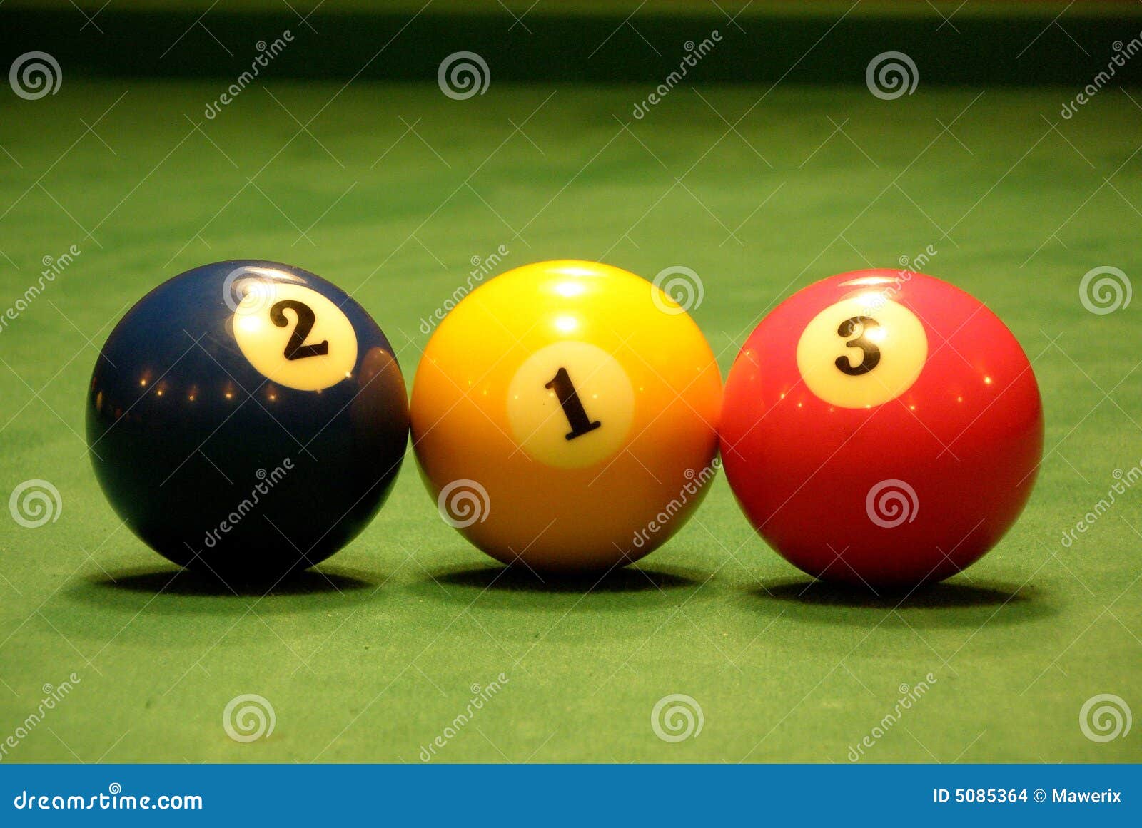 Three pool balls stock photo. Image of baize, surface - 5085364
