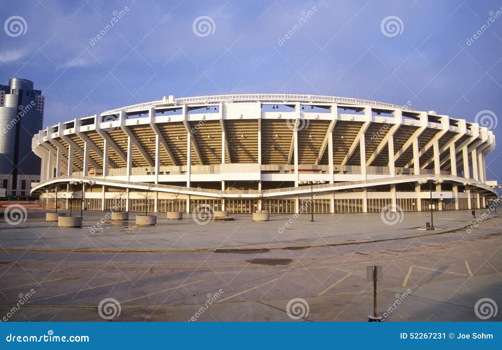 Three Rivers Stadium on Ohio River, Cincinnati, OH Editorial Photo ...