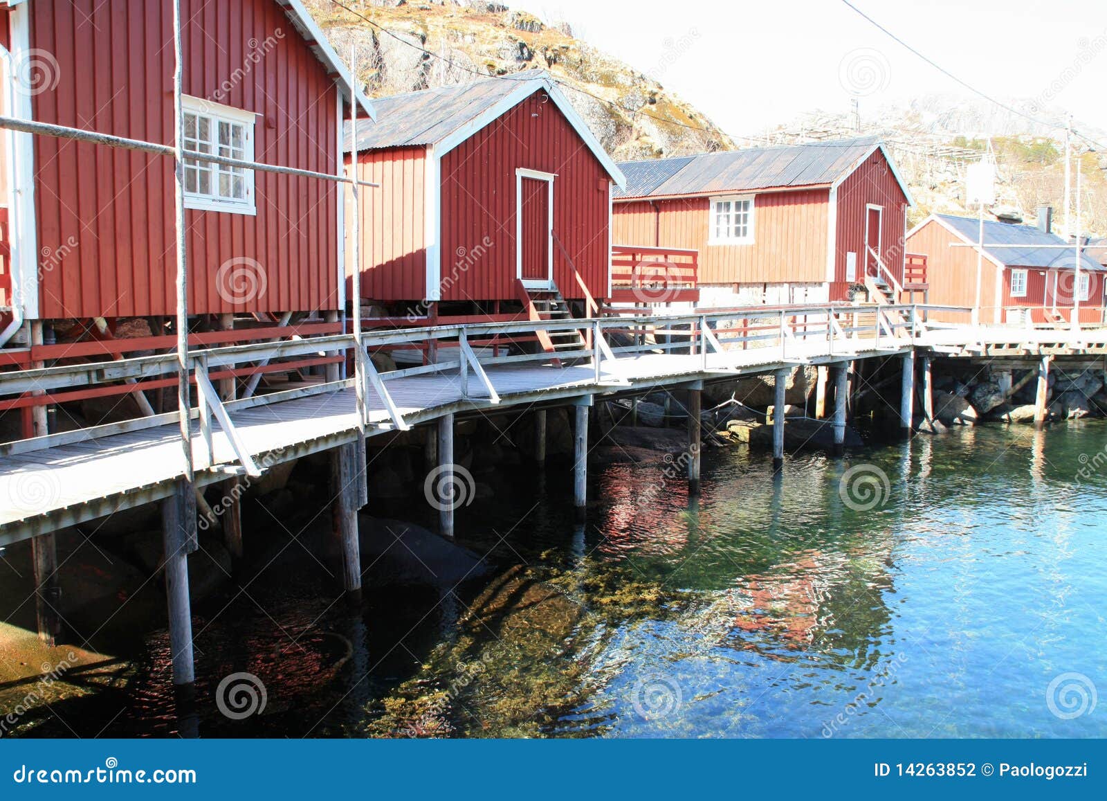 Three Rorbuer Mirroring in Nusfjord Stock Photo - Image of arctic ...
