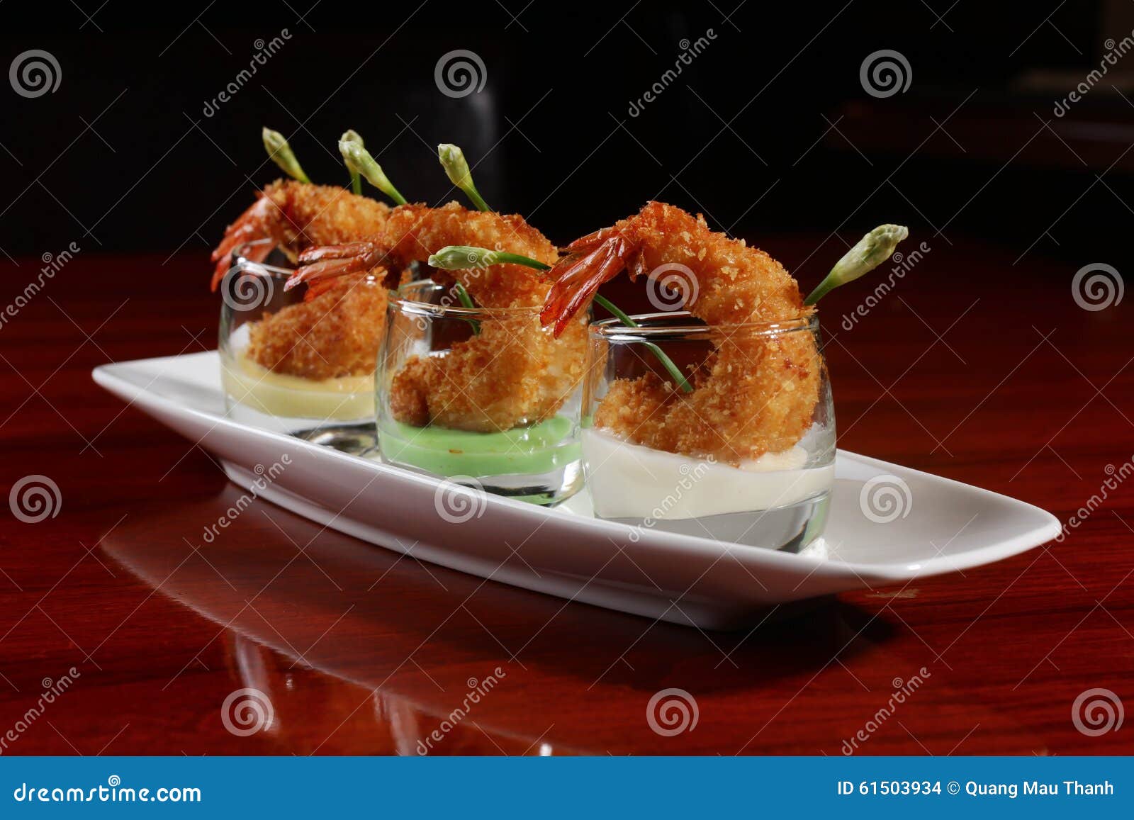 Three Shrimp in Three Glass Stock Photo - Image of shirt, rack: 61503934