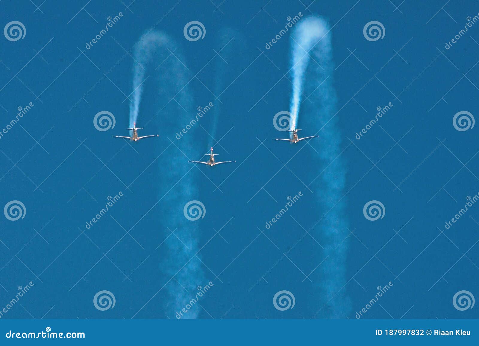 Three Stunt Planes Flying in Formation Towards Camera Editorial ...